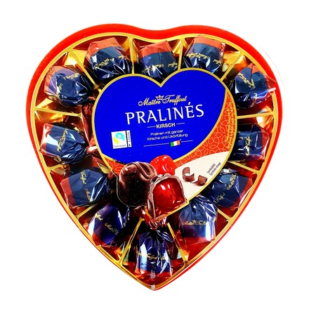 Praline Inima de ciocolata amaruie cu cirese si umplutura de lichior, 4 ...