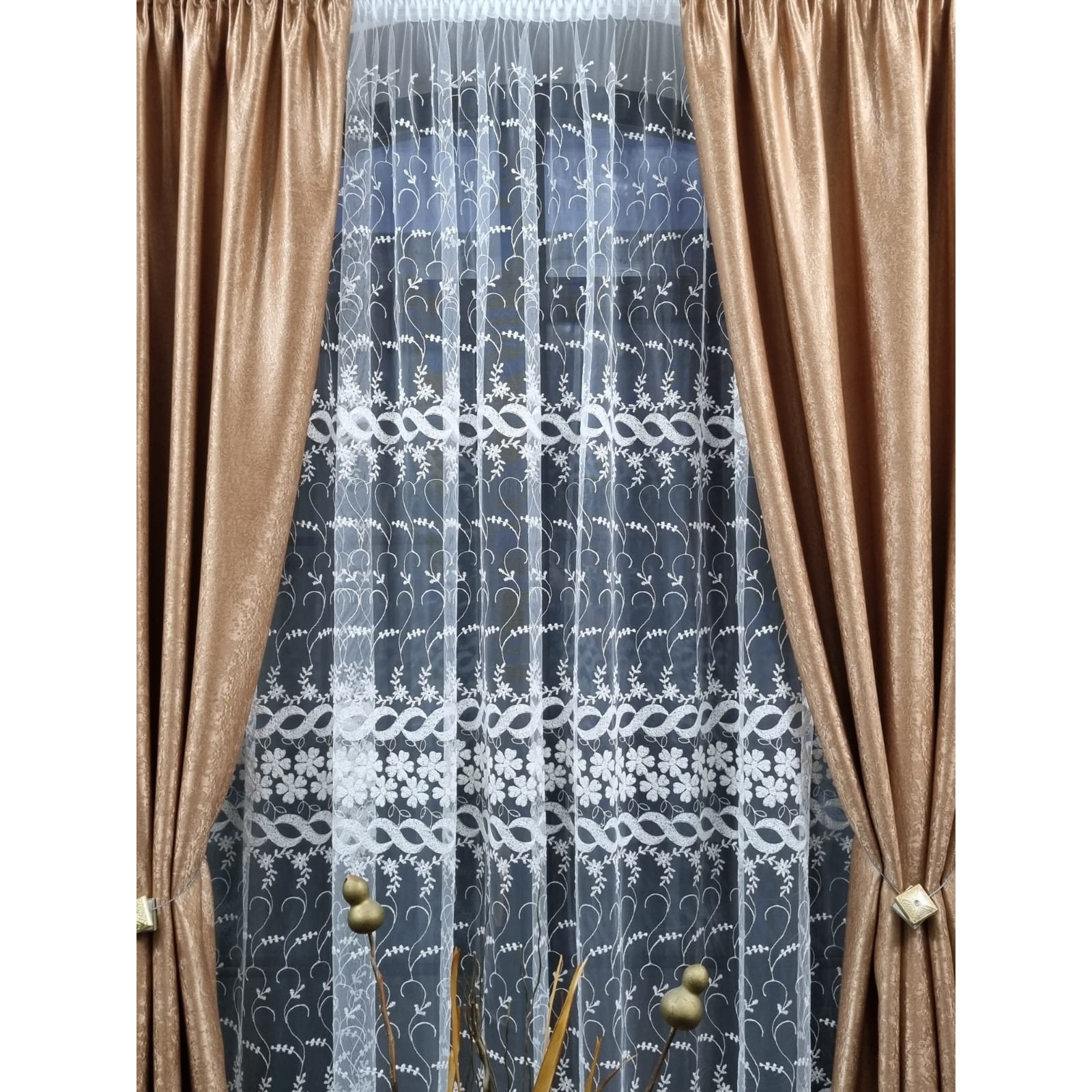 Set MASTEL 2 draperii black-out 2x150x245cm coniac cu perdea brodata ...