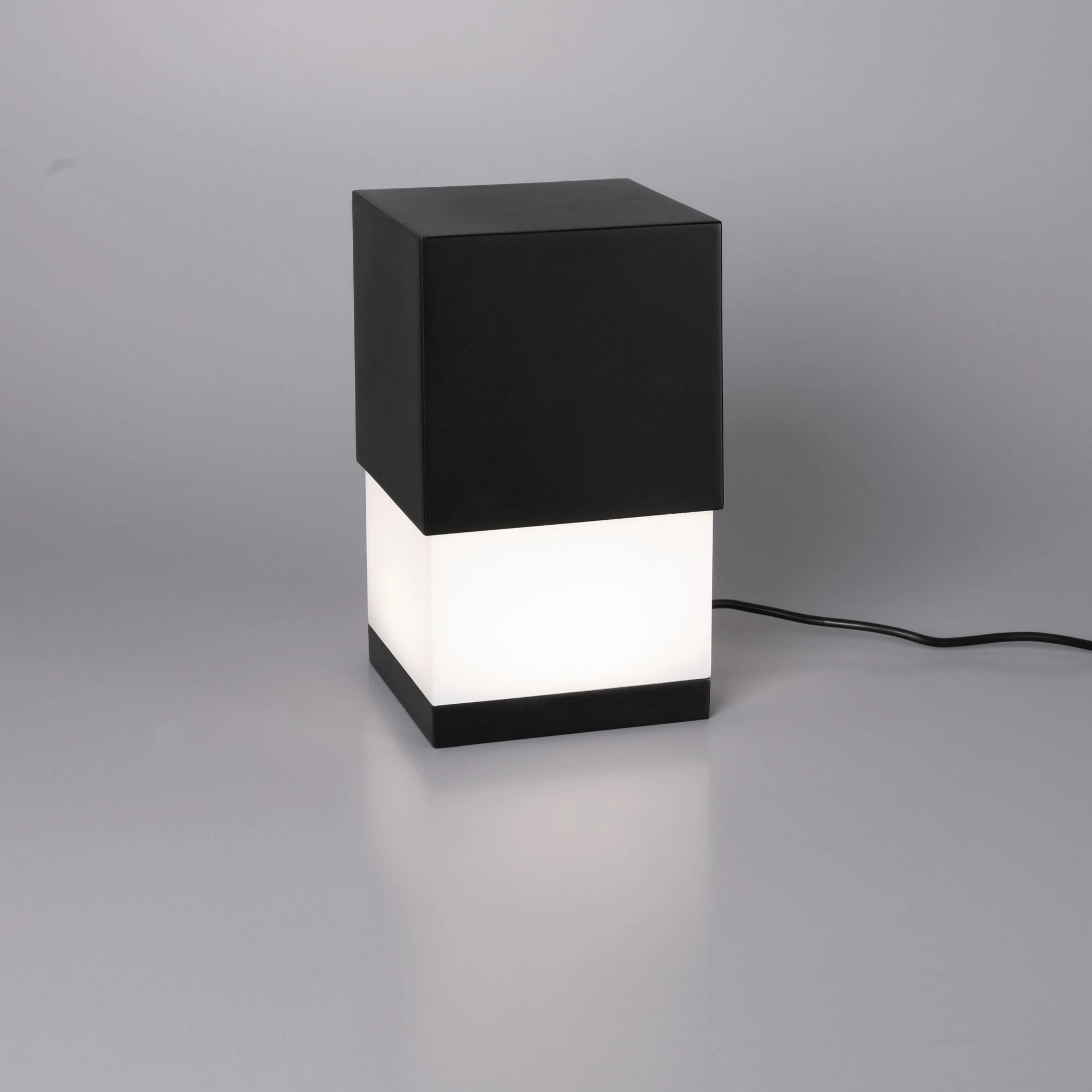 Veioza LED Mood, 390 lumeni, 3000K, neagra - eMAG.ro