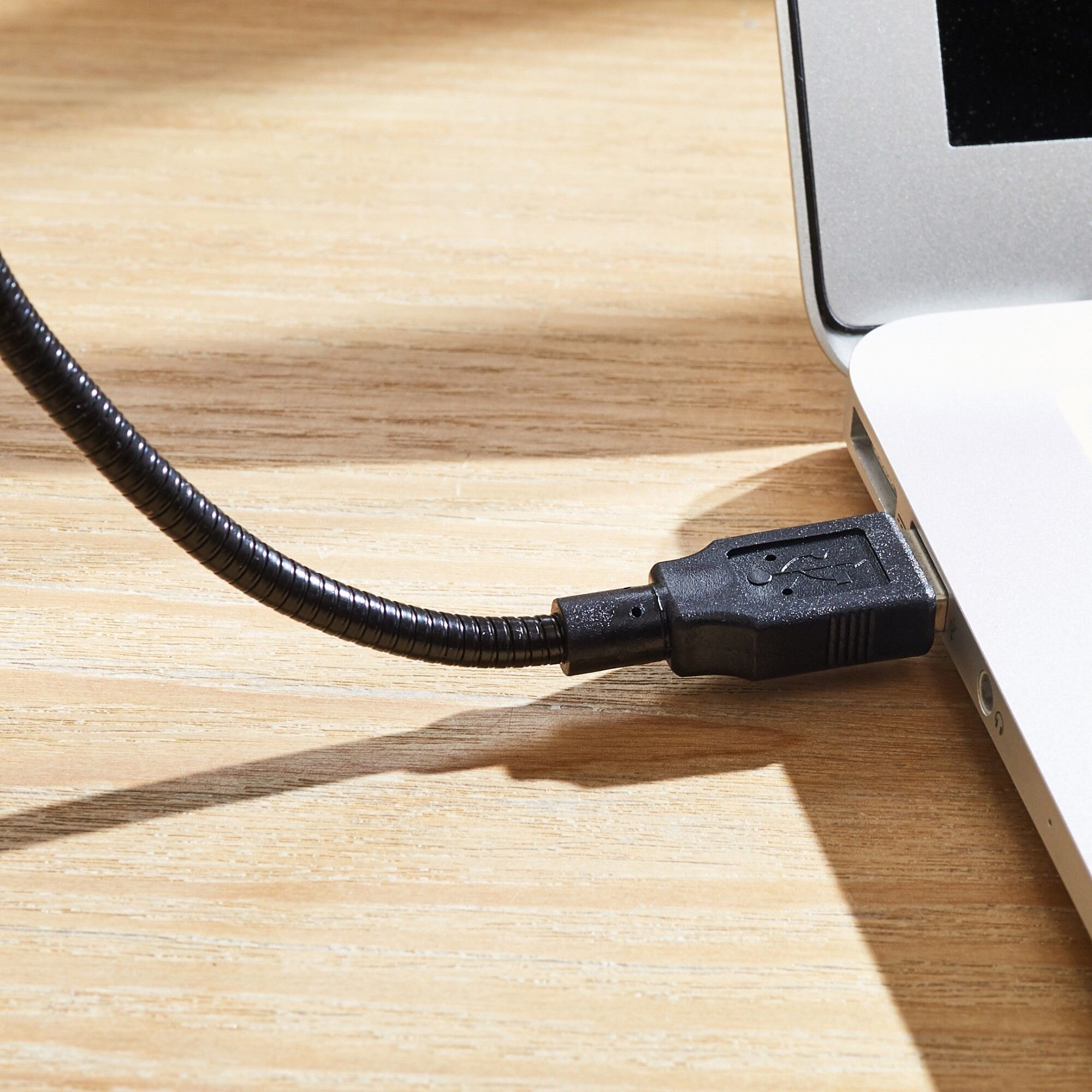 Lampa LED USB Flexi, 85 lumeni, IP20, negru - eMAG.ro