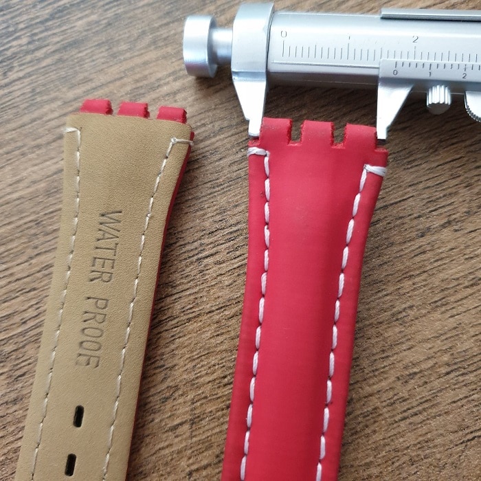 Curele ceasuri Swatch, 17mm, rosie, WR - eMAG.ro