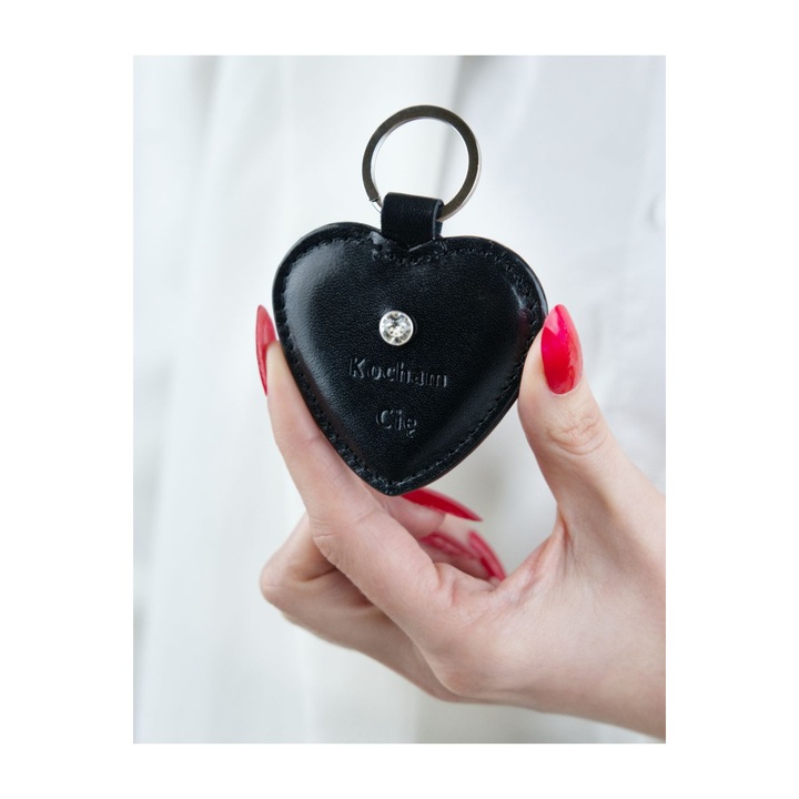 Breloc gravat din piele naturala, Stefania, Model inima, Cristal ...