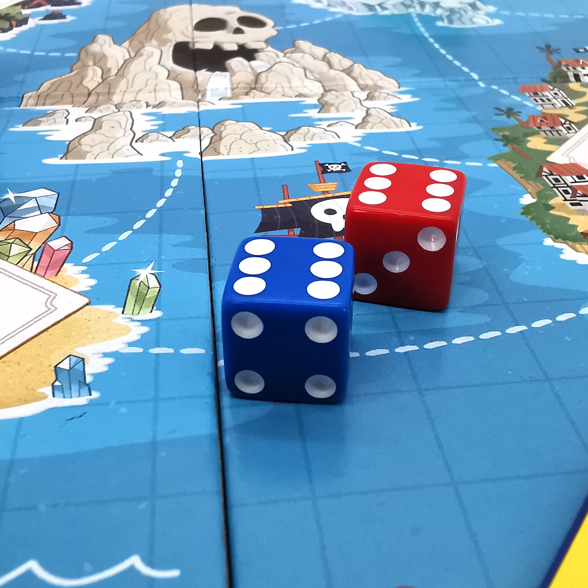 Joc Risk Junior, +5 ani, 4 pioni, 2 nave, 32 de jetoane, 68950 - eMAG.ro