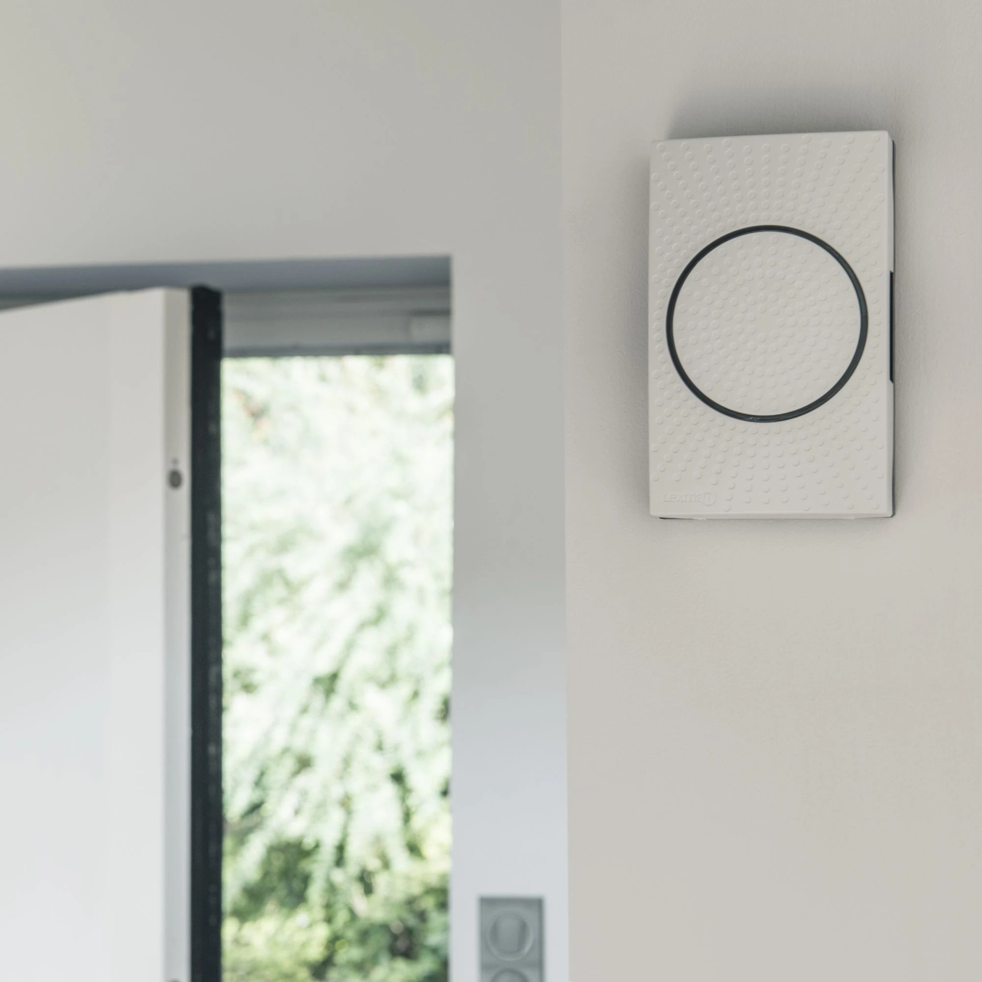 Kit sonerie cu fir Lexman, 80 dB, 230 V, alb - eMAG.ro