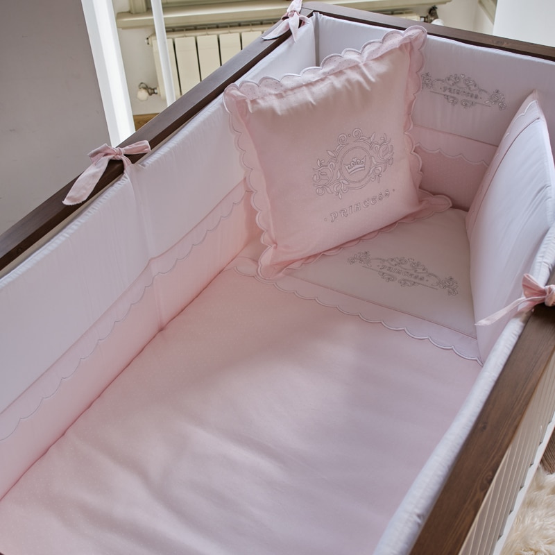 Set lenjerie din bumbac, cu protectie laterala, pentru pat bebelusi ...