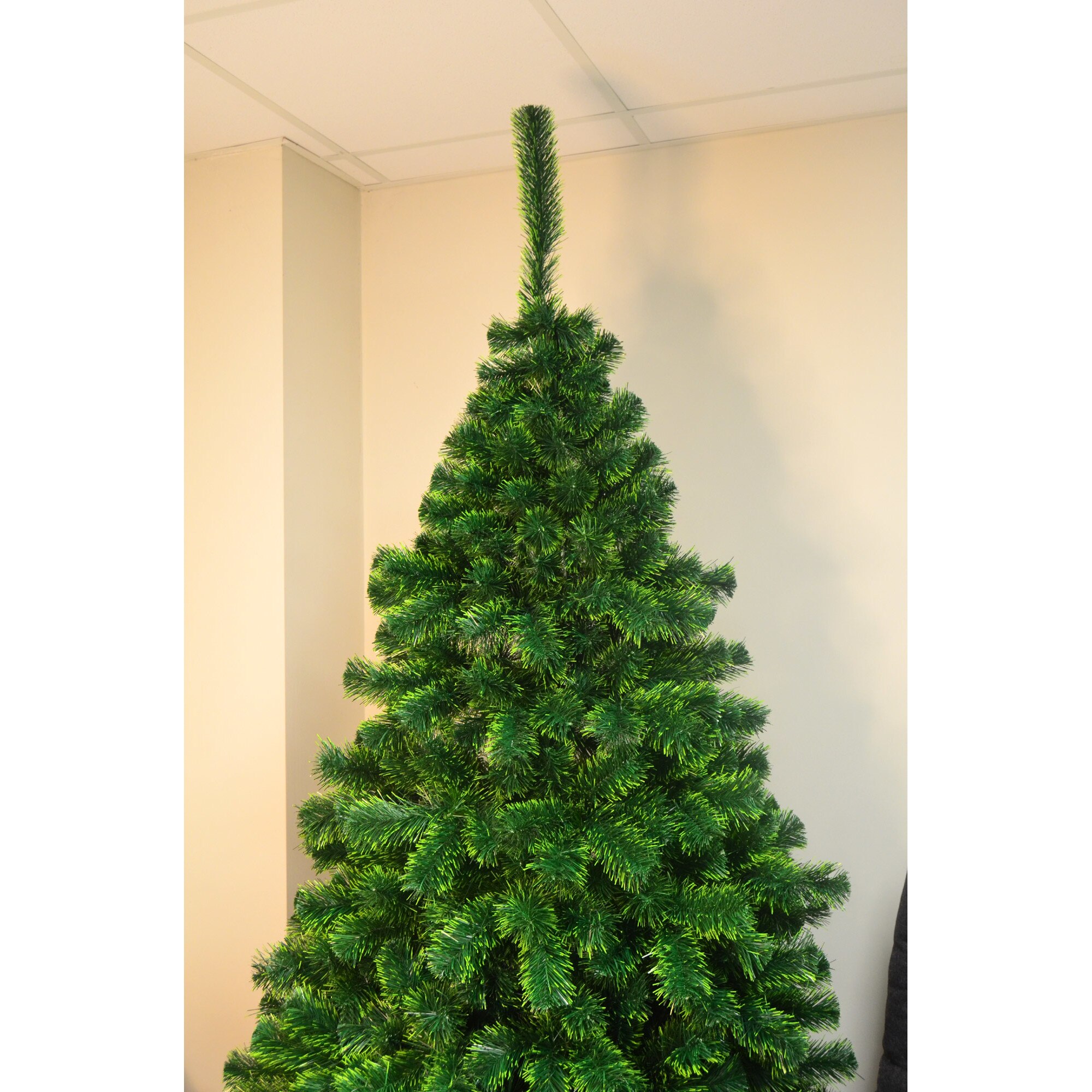 Brad artificial Christmas Deluxe by Sersimo, Duo, doua nuante verde ...