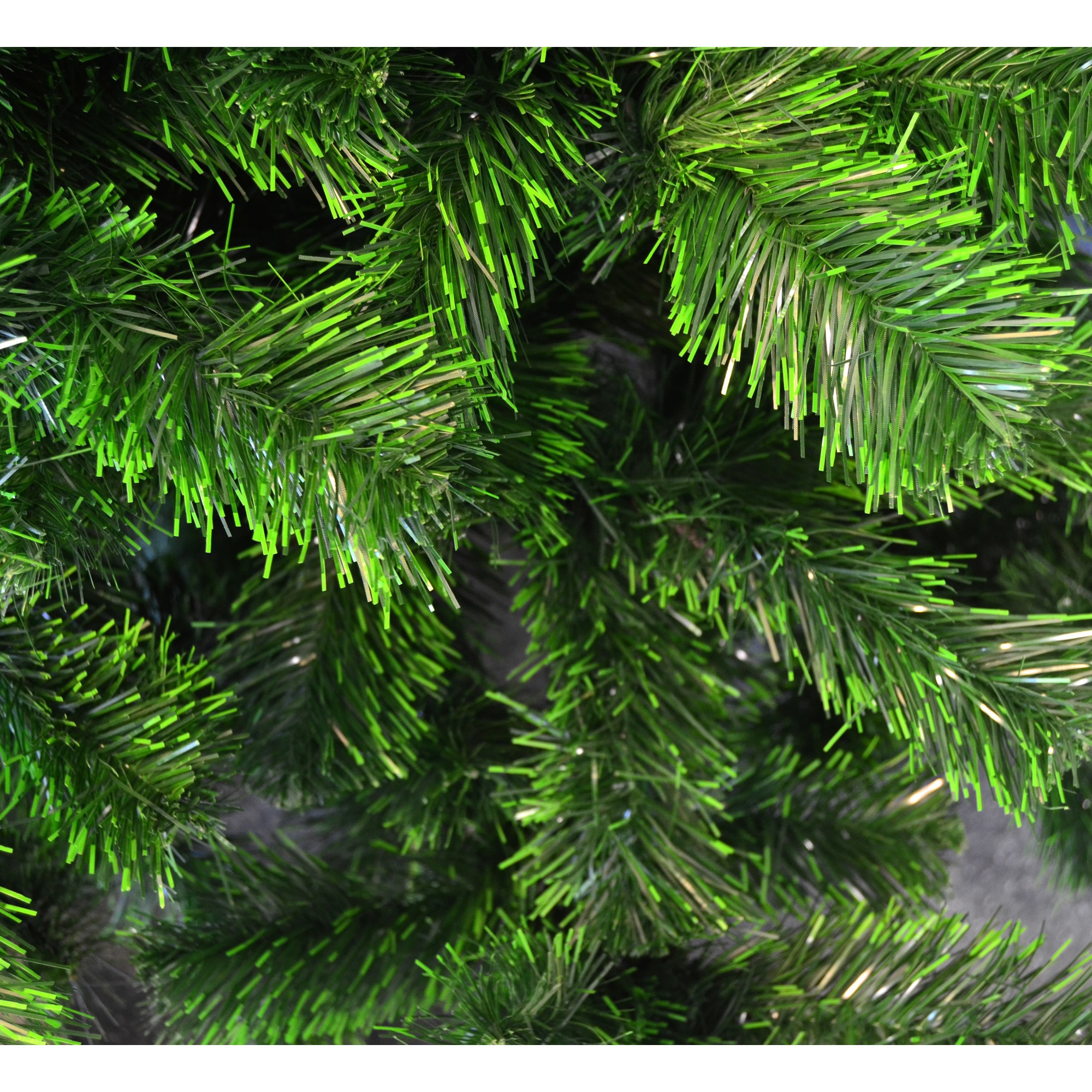 Brad artificial Christmas Deluxe by Sersimo, Duo, doua nuante verde ...