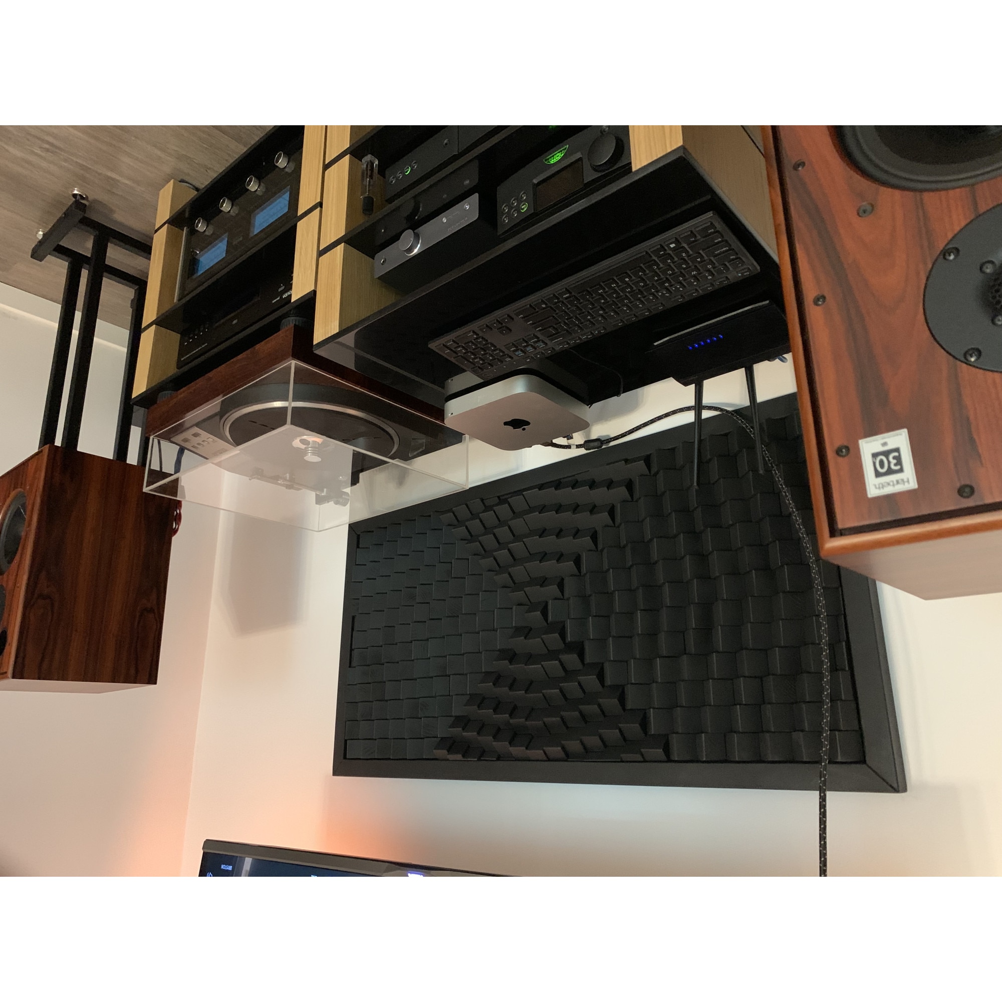 Akusztikus panel, hangszóró, 3D sötét hangú tömörfa festmény, 30x30 cm ...