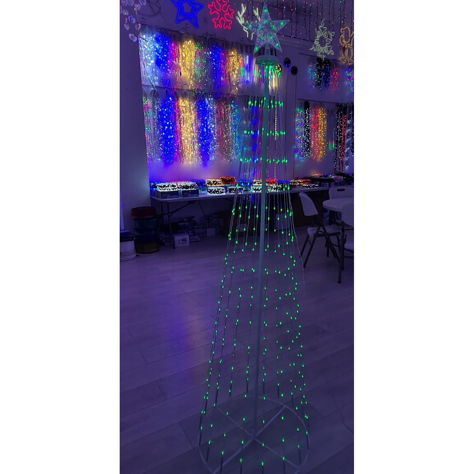 Instalatie de Craciun tip Brad conic, 180 cm, Multicolor, 298 leduri ...