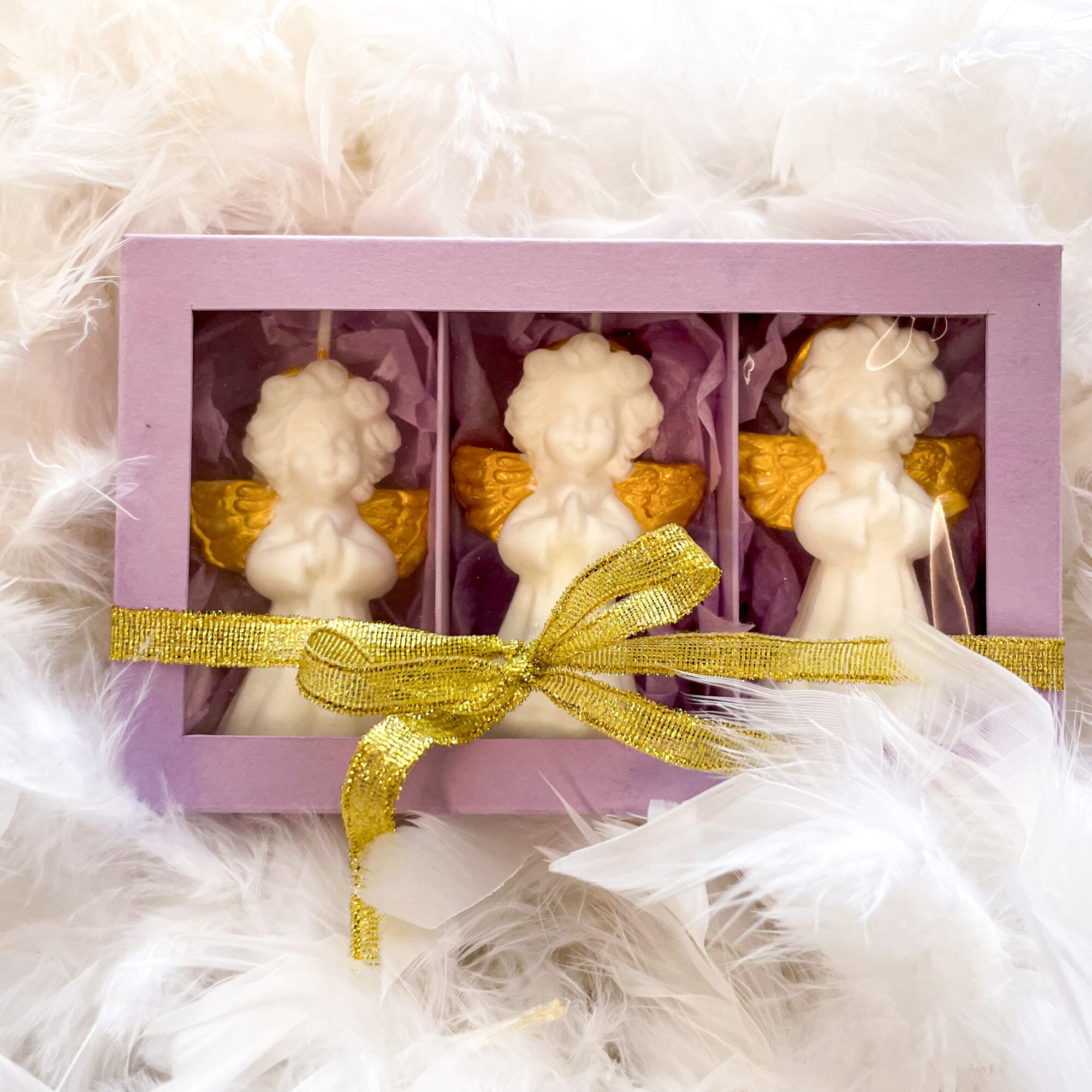 Set de 3 lumanari Ingeras, din ceara de soia parfumata, Santal&Mosc ...