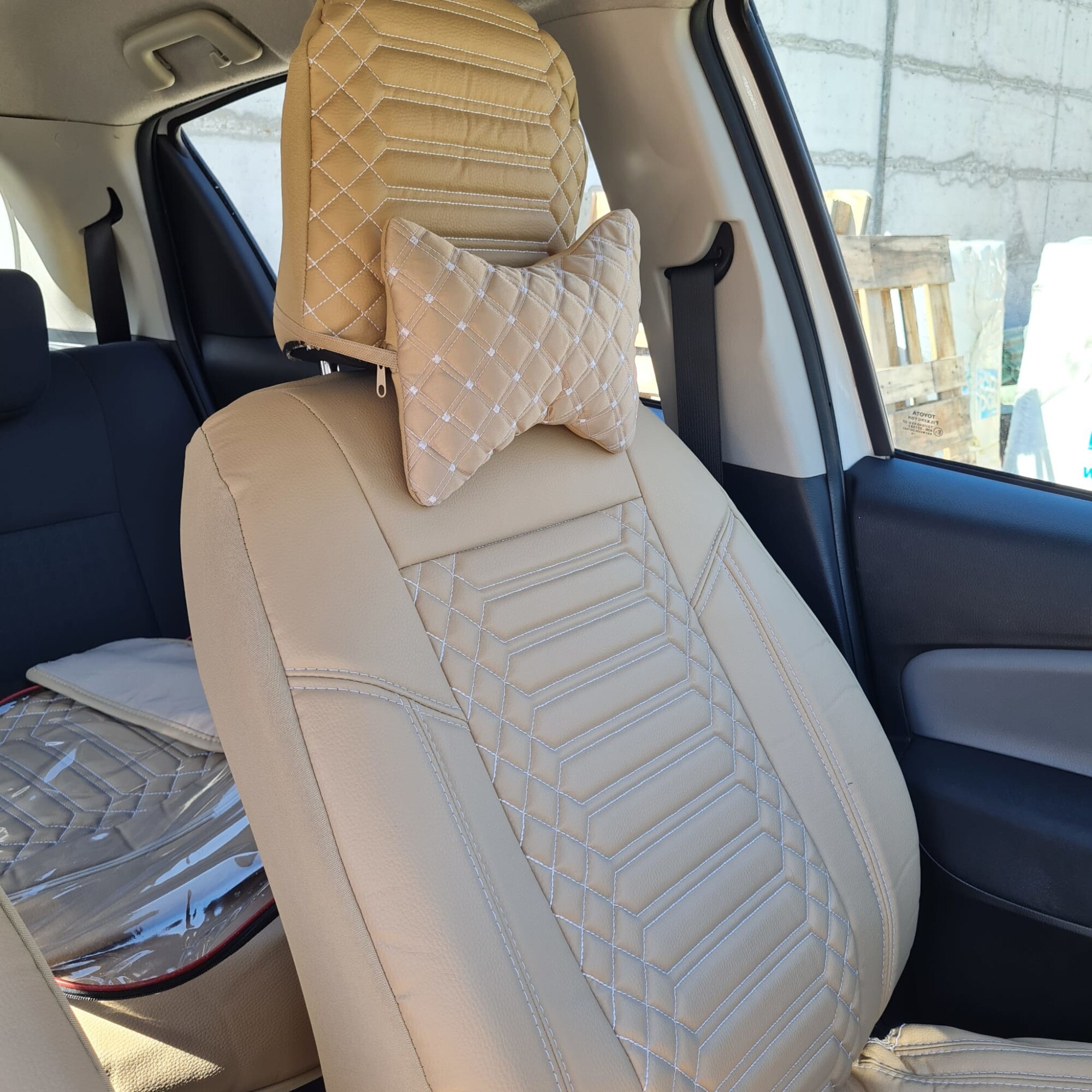 Set Huse Auto Lux Exclusiv, Piele Eco, 14 piese, 2 pernute, Bej - eMAG.ro