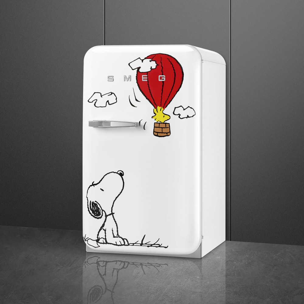 Хладилник с камера Smeg FAB10RDSN5, 50 W, 122 литра, Клас Е, Snoopy ...