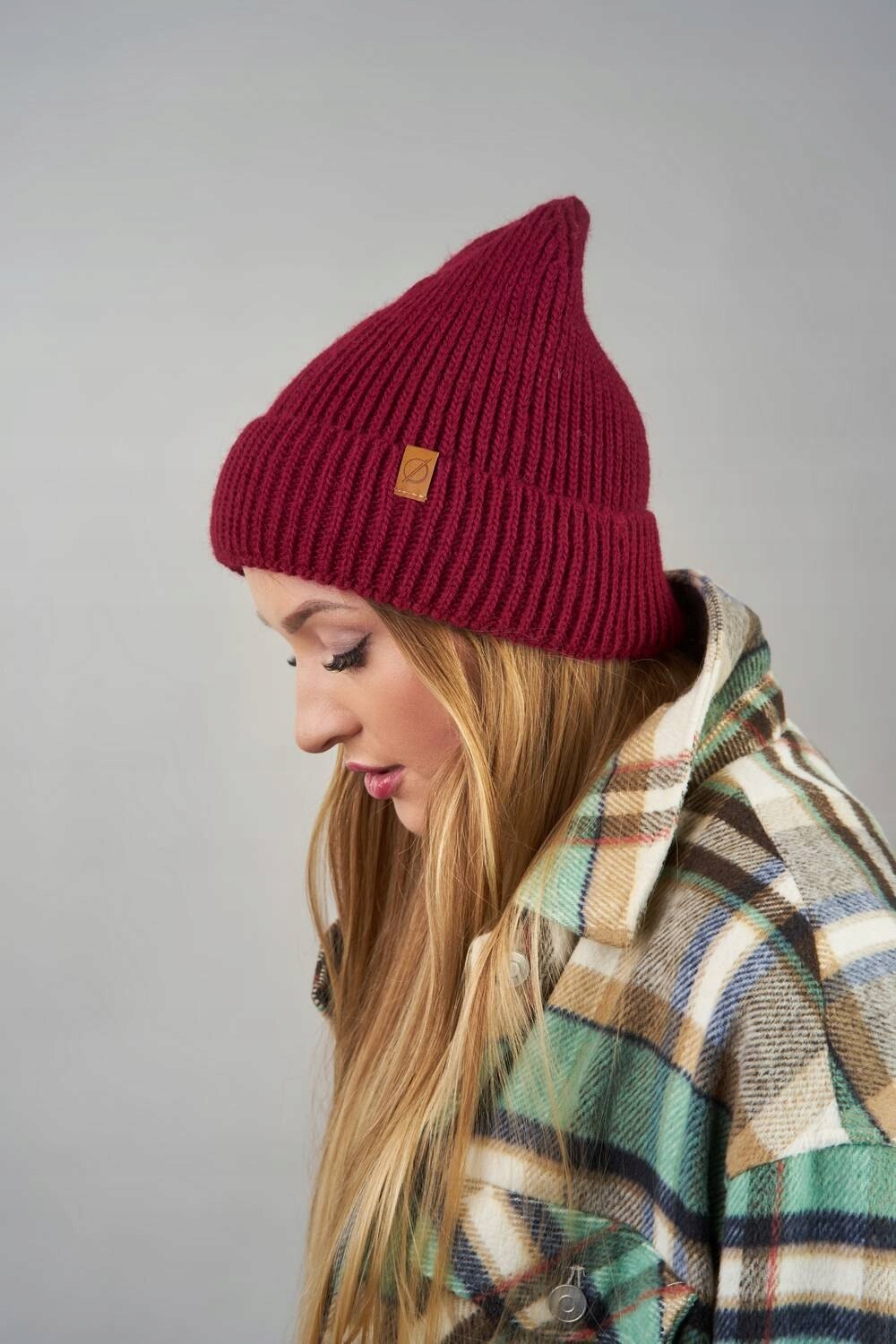 Caciula de iarna dama, Brodrene, Acril, 55-58 cm, Rosu bordeaux - eMAG.ro