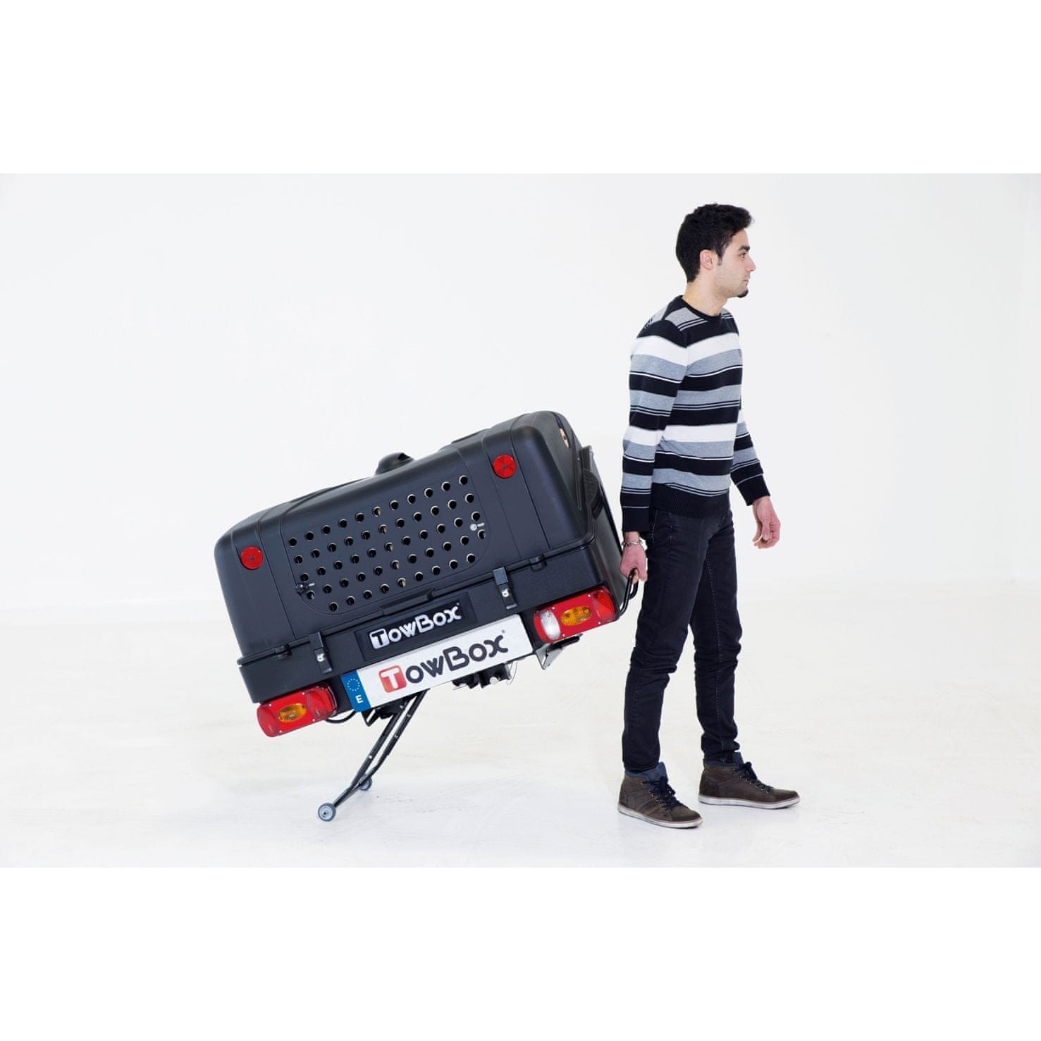 Cutie portbagaj transport diverse bagaje Towbox V2 Gri - eMAG.ro