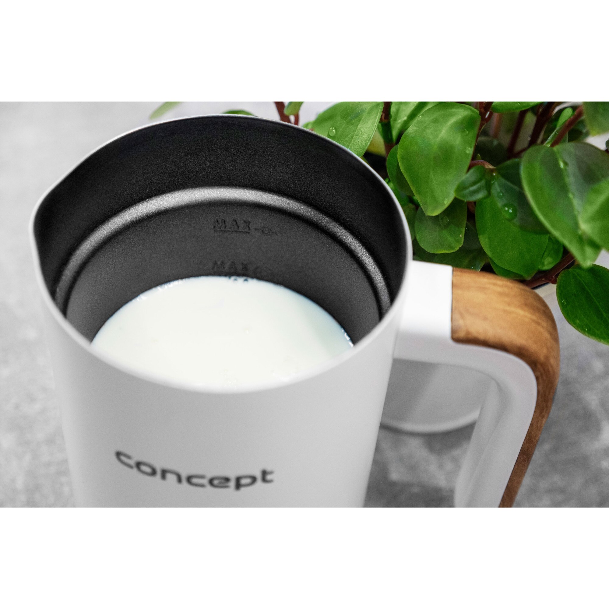 Aparat de spumat lapte Concept nm4100, spumare: 115ml, incalzire: 240ml ...