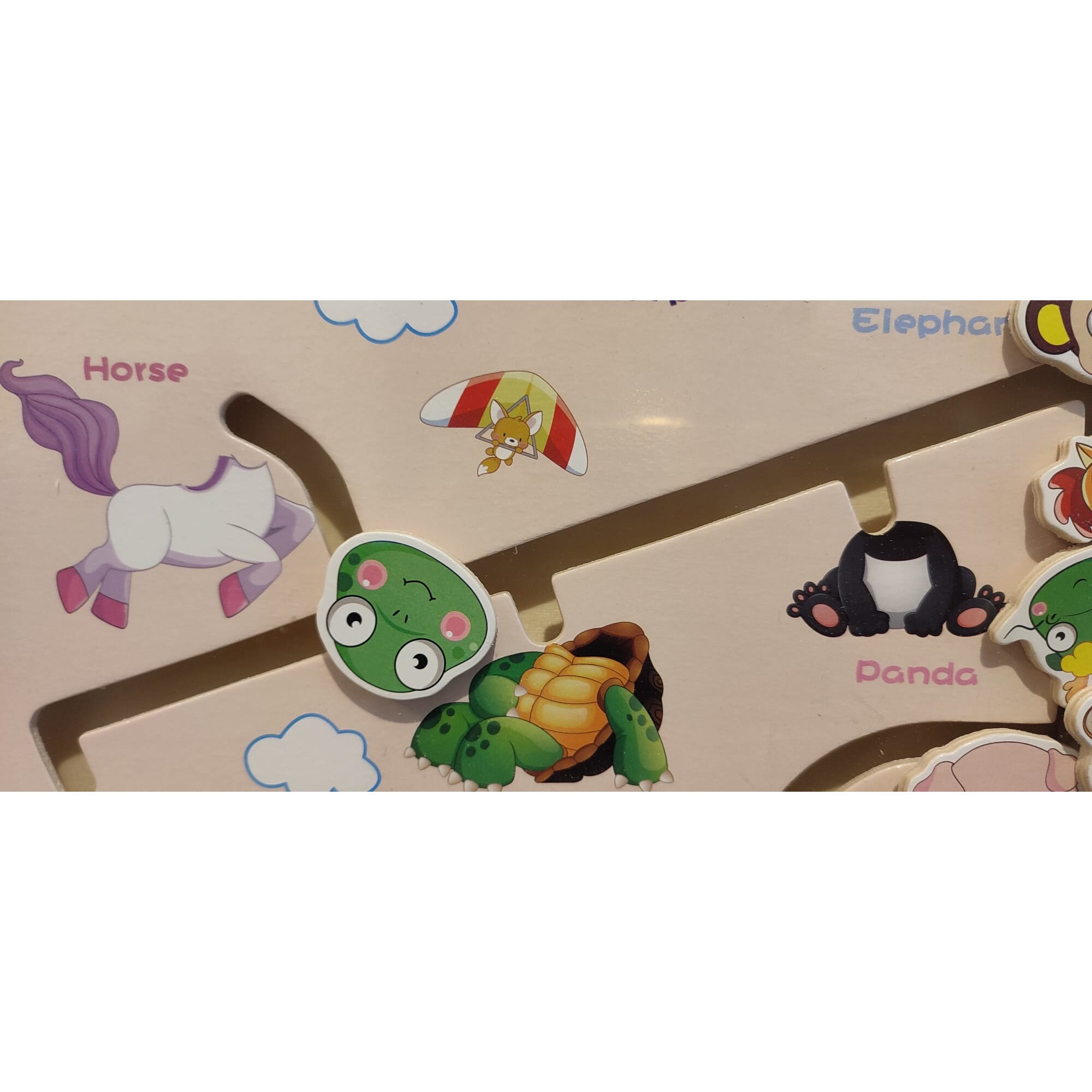 Labirint de jucarie din lemn cu animale - lb. engleza - eMAG.ro