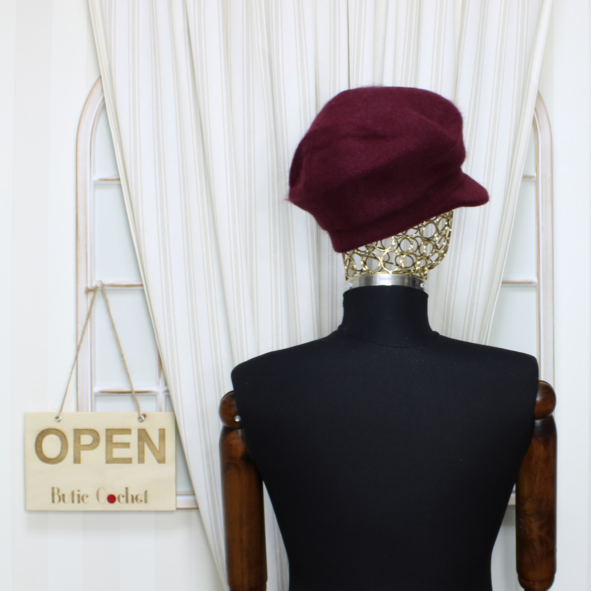 Дамска шапка, ButicCochet, ангора, един размер, с пеперуди, Бордо ...