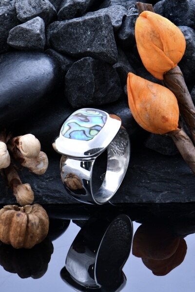 Inel de argint pentru dama "Valuri de mare" 20 mm - 63, Sidef regal ...