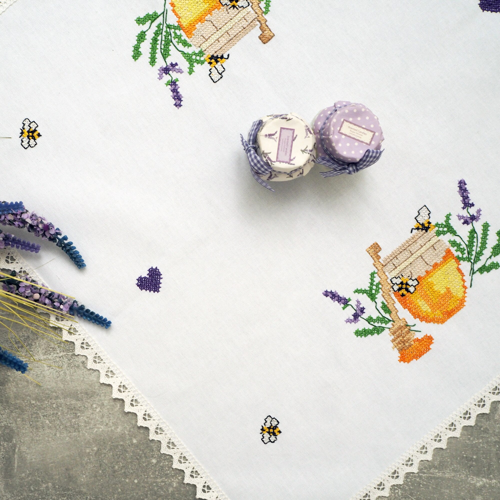 Levendula, méz asztalterítő hímzőkézlet, fonal nélkül, előnyomott ...