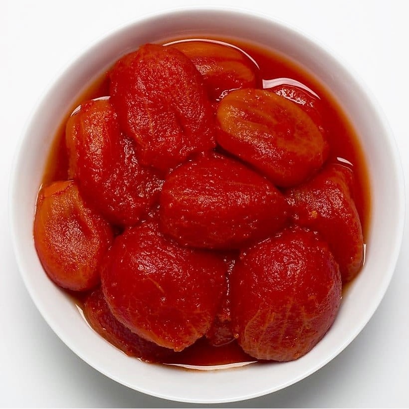 Rosii intregi decojite in suc de rosii la conserva, 425ml, Naturavit ...