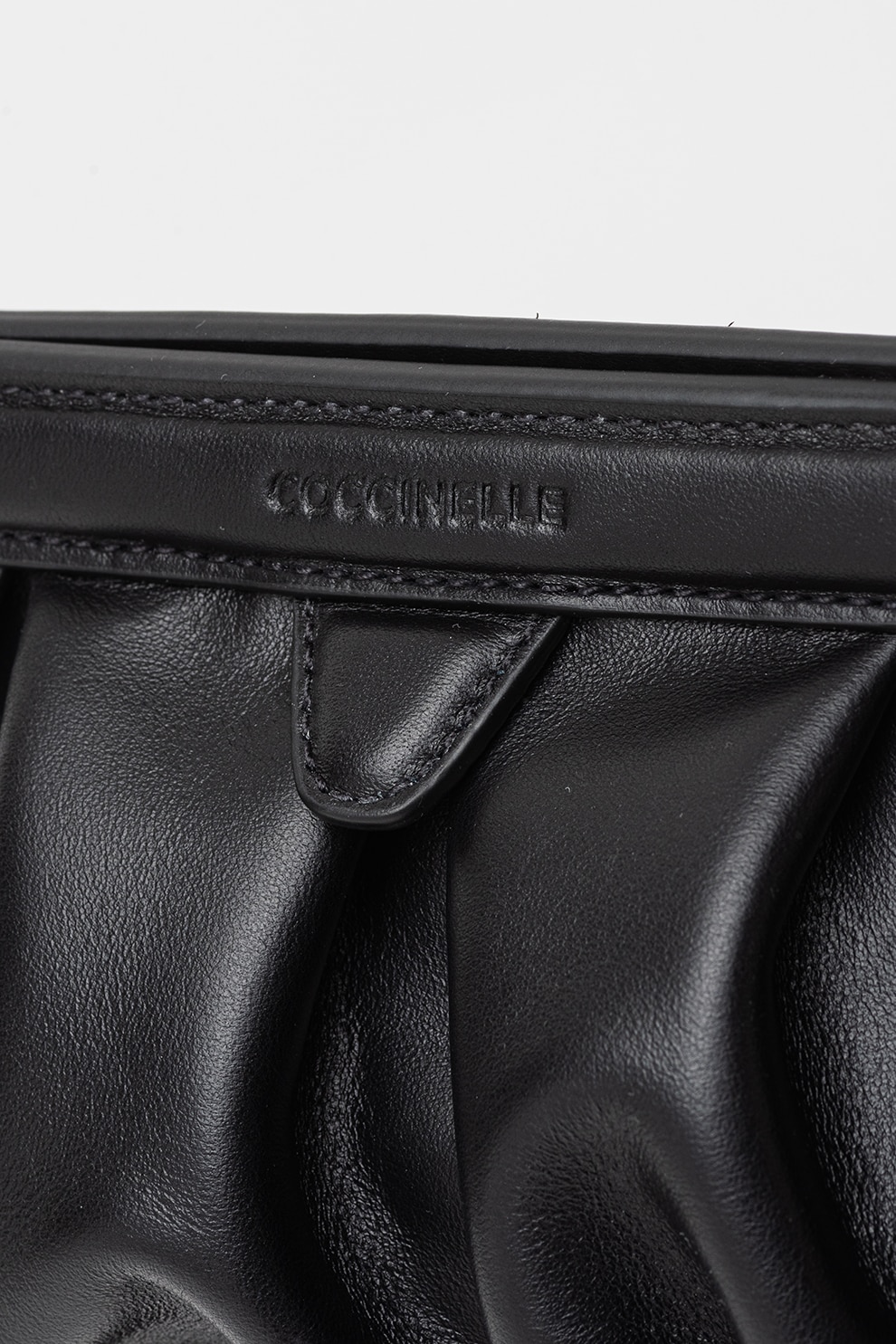 COCCINELLE, Geanta plic din piele Diletta, Negru - eMAG.ro