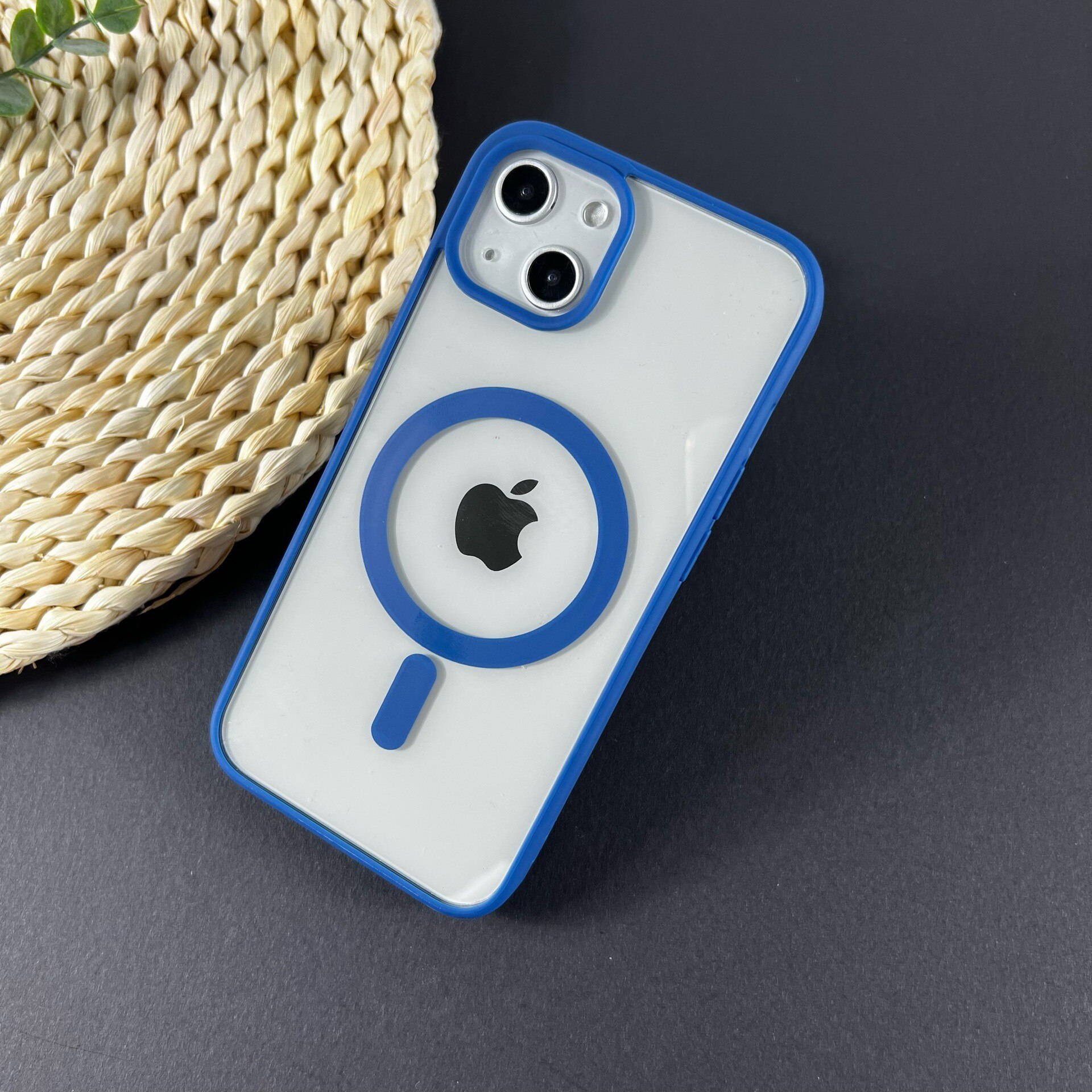 Husa Protectie de tip Magsafe Incarcare Magnetica cu margini albastre ...