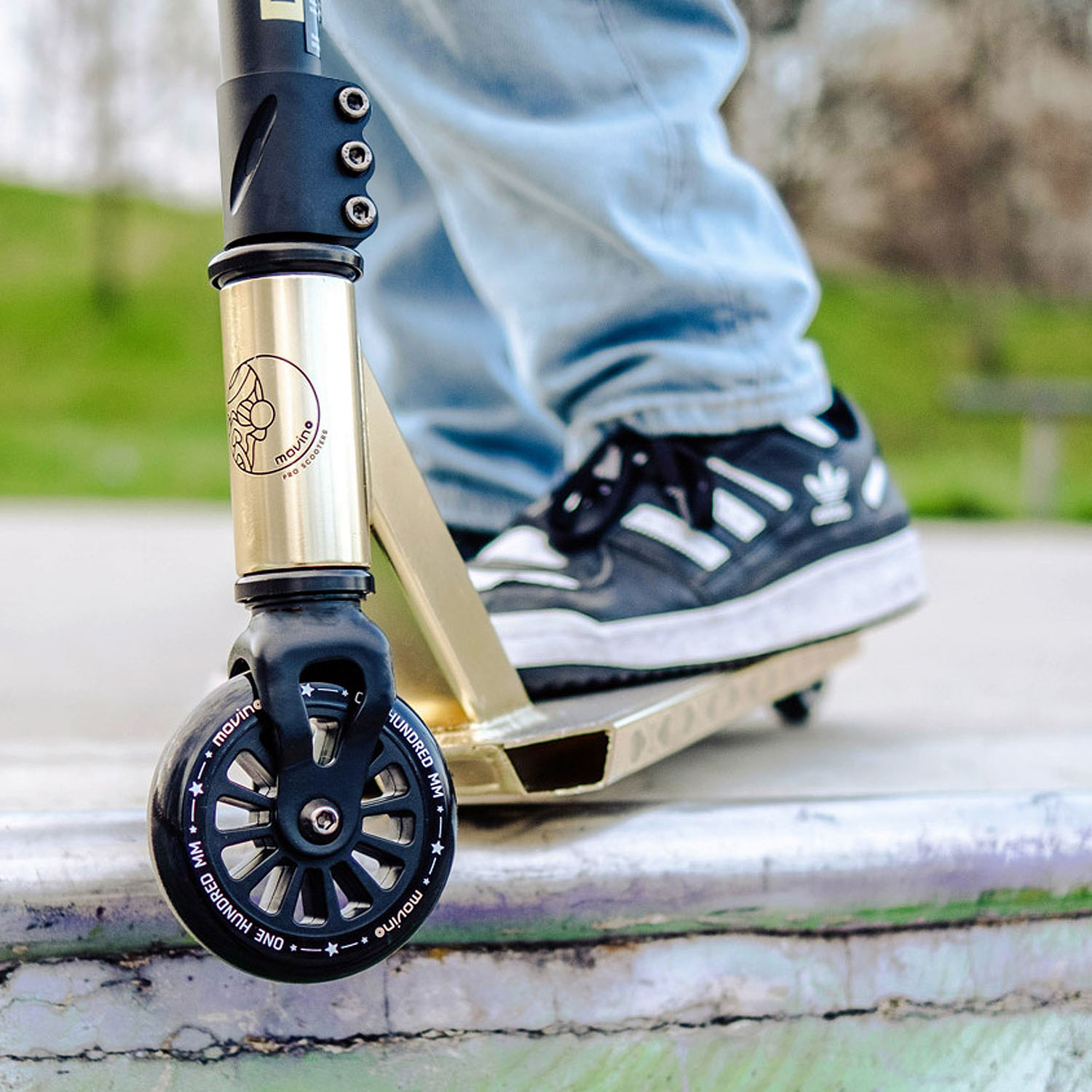 Trotineta Freestyle, Movino Glide, Negru/Auriu, 100 mm, ABEC-9 - eMAG.ro