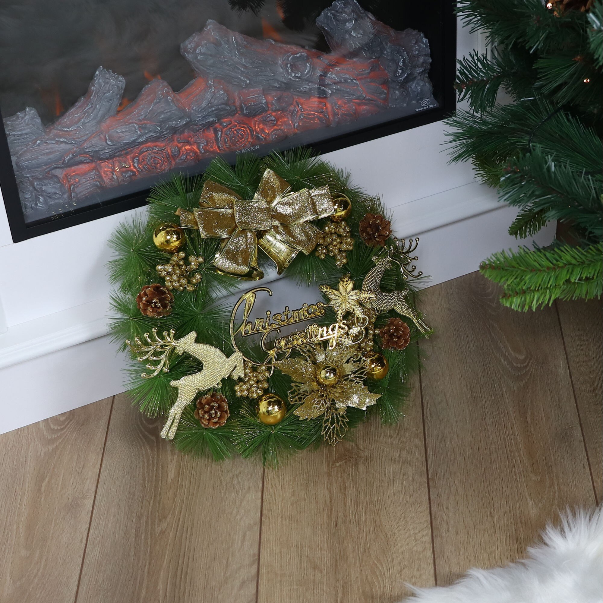 Коледен венец със златиста украса и шишарки 40 см - eMAG.bg