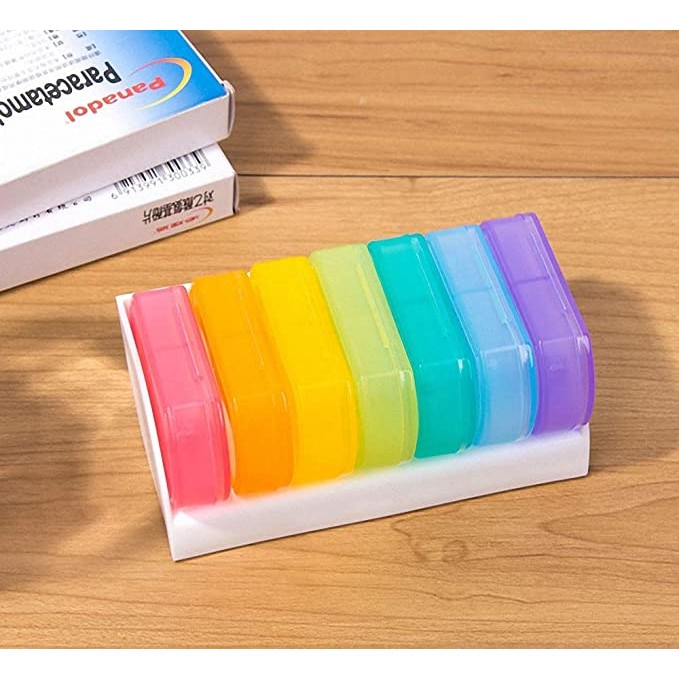 Organizator Medicamente pe Zile cu 7 cutiute compartimentate - eMAG.ro
