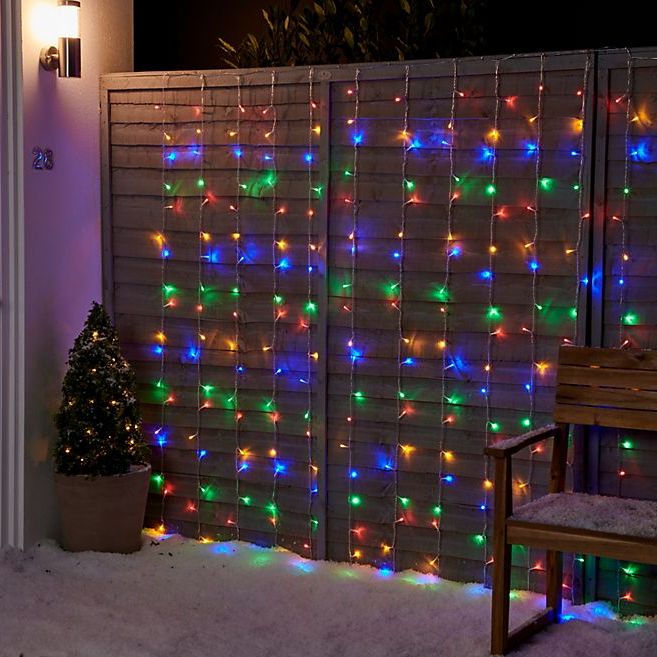 Instalatie exterioara tip perdea curgatoare V8 - multicolor ...