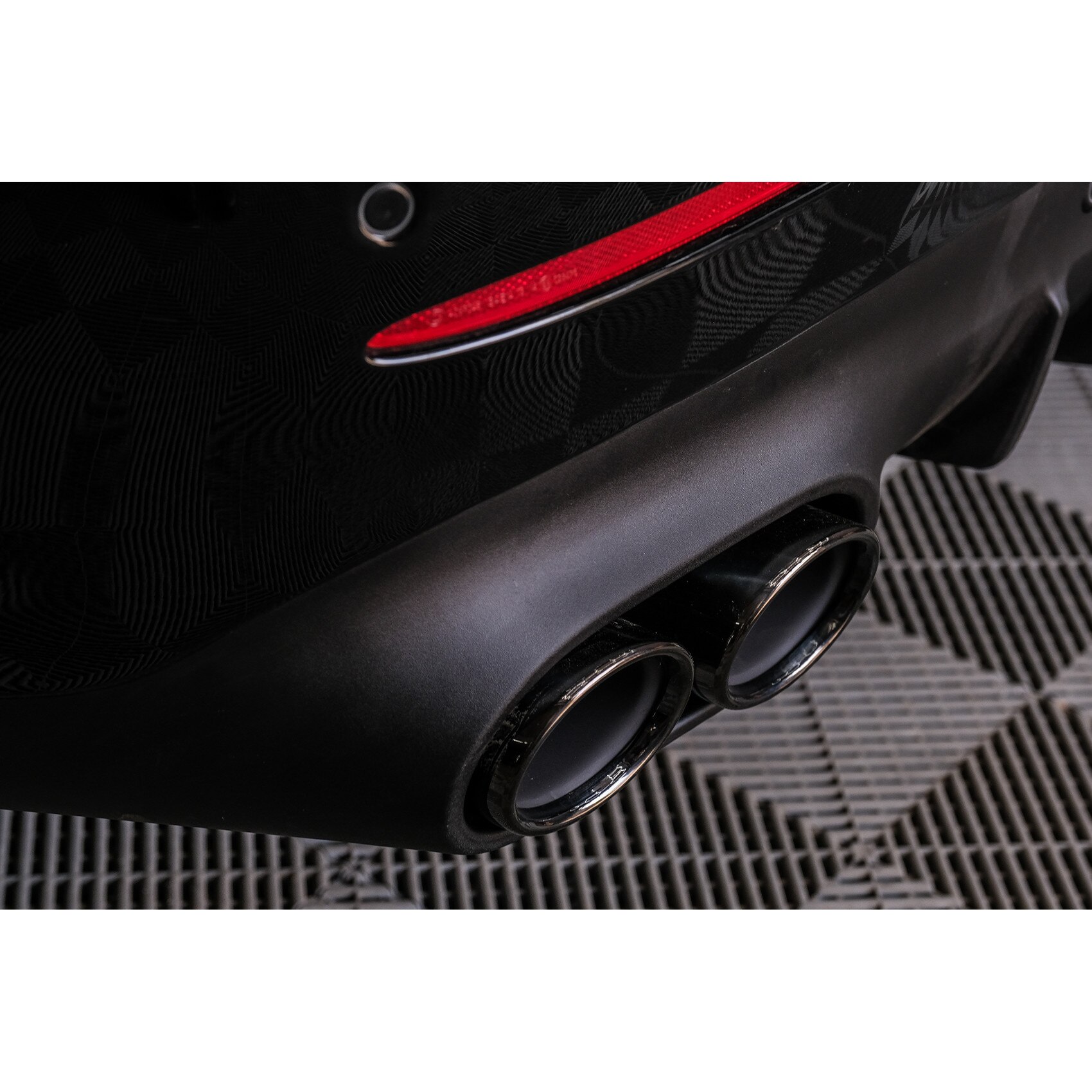 Grila Centrala cu Difuzor si Ornamente Tobe compatibil cu Mercedes CLS-Class C257 2018+ GTR ...