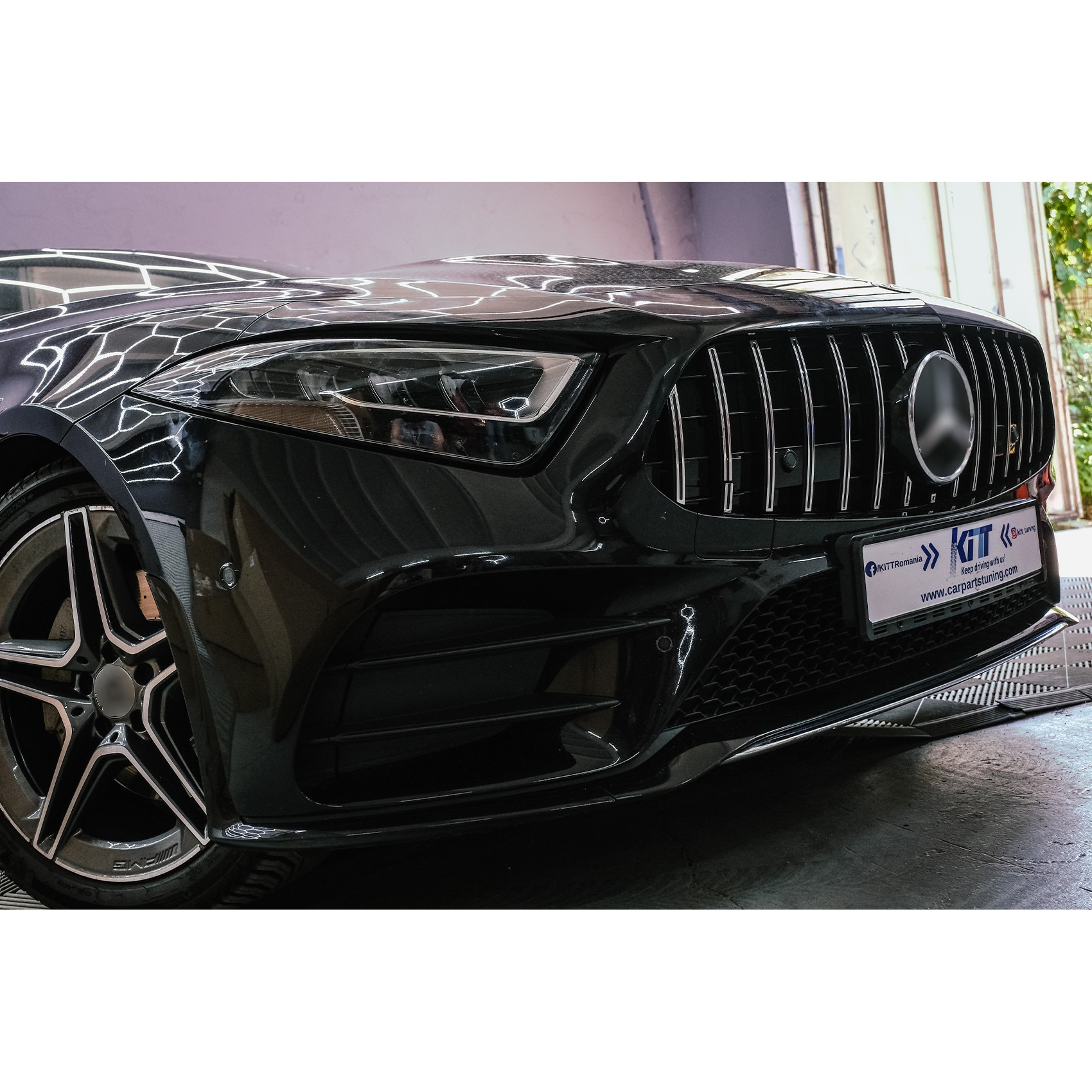 Grila Centrala cu Difuzor si Ornamente Tobe compatibil cu Mercedes CLS-Class C257 2018+ GTR ...