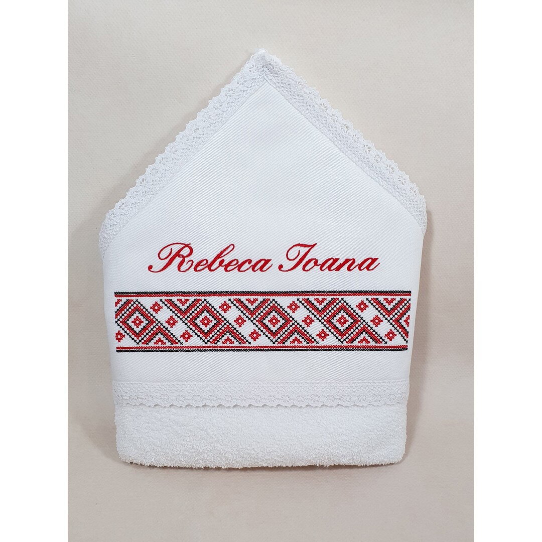 Set personalizat prosop cu capison si body, broderie traditionala, alb ...