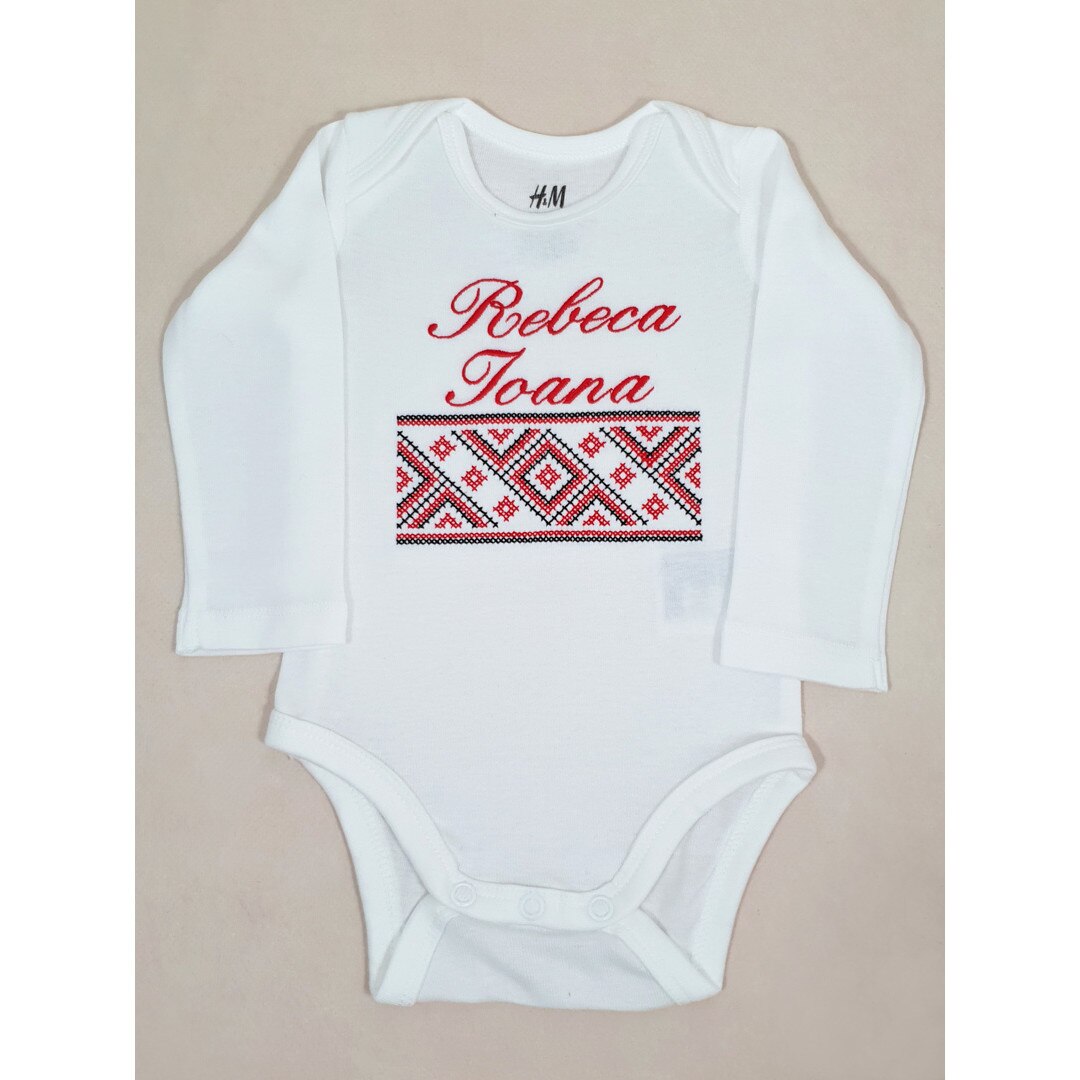 Set personalizat prosop cu capison si body, broderie traditionala, alb ...