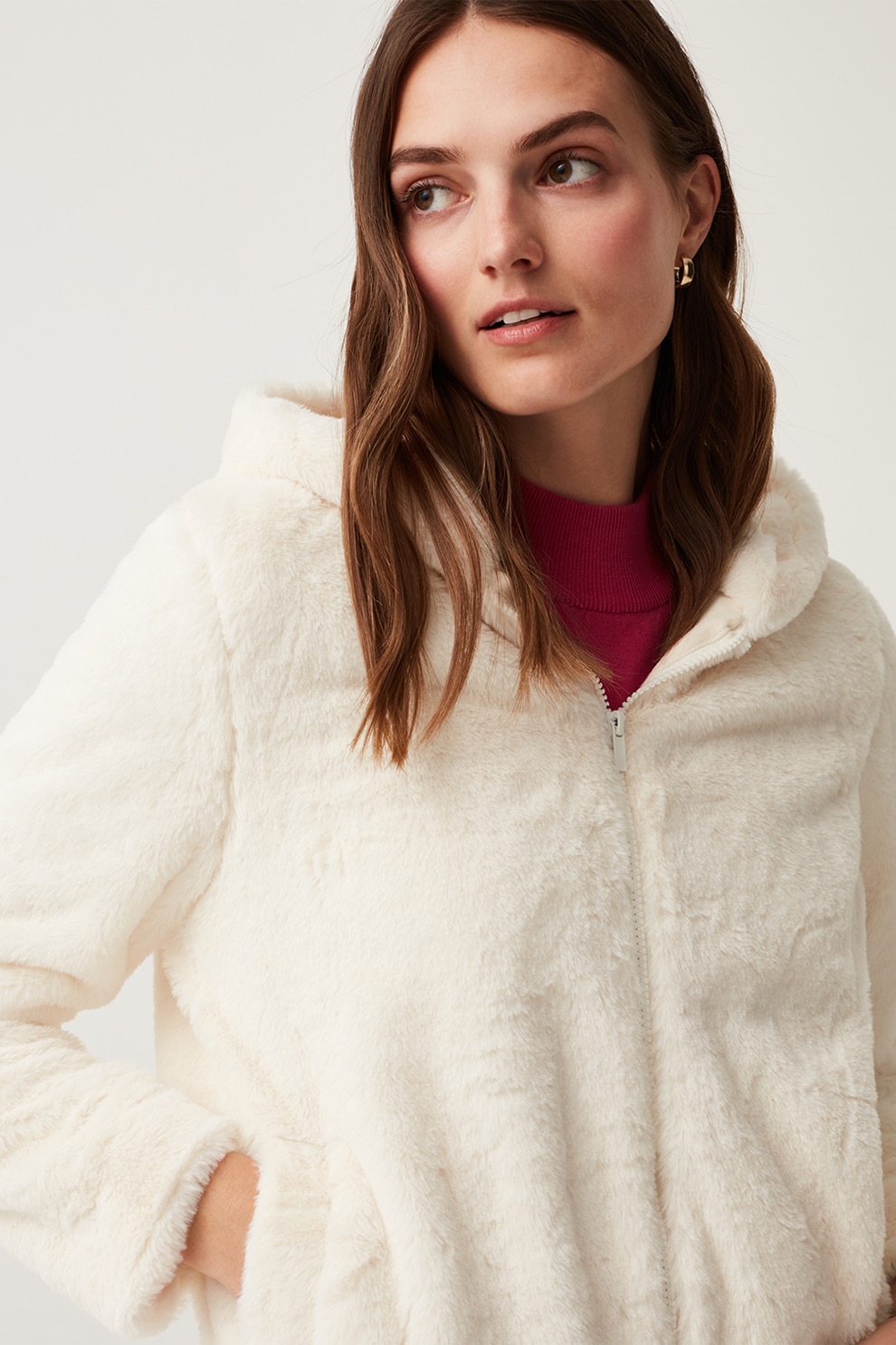 OVS, Hanorac pufos cu fermoar - eMAG.ro