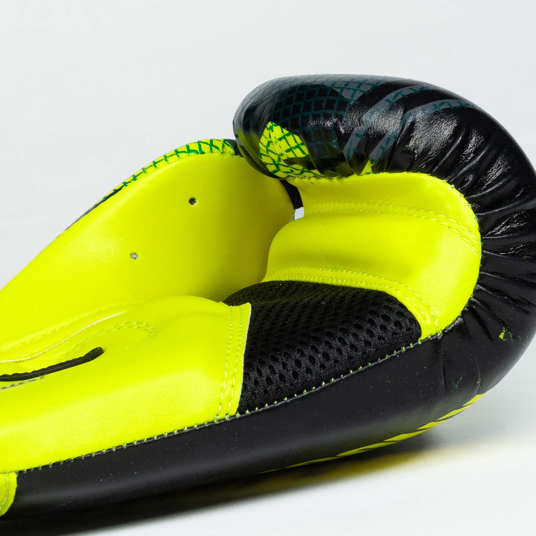 Manusi Box Knockout Fighter Electric Copii, 6 Oz, Verde/Negru - eMAG.ro