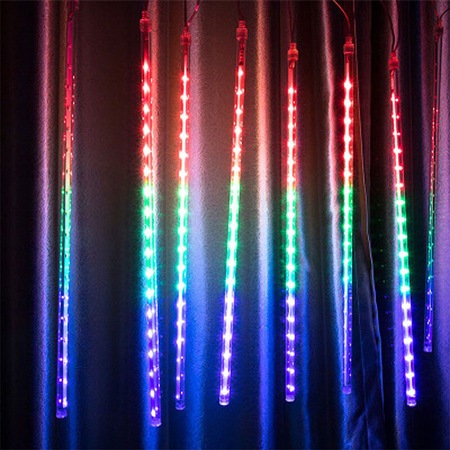 EDAR karácsonyi installáció, Luminous Doves típusú meteorok, 8 x 80 cm ...