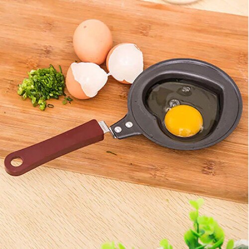 Mini tigaie din metal in forma de inima, otel carbon, cu maner din ...