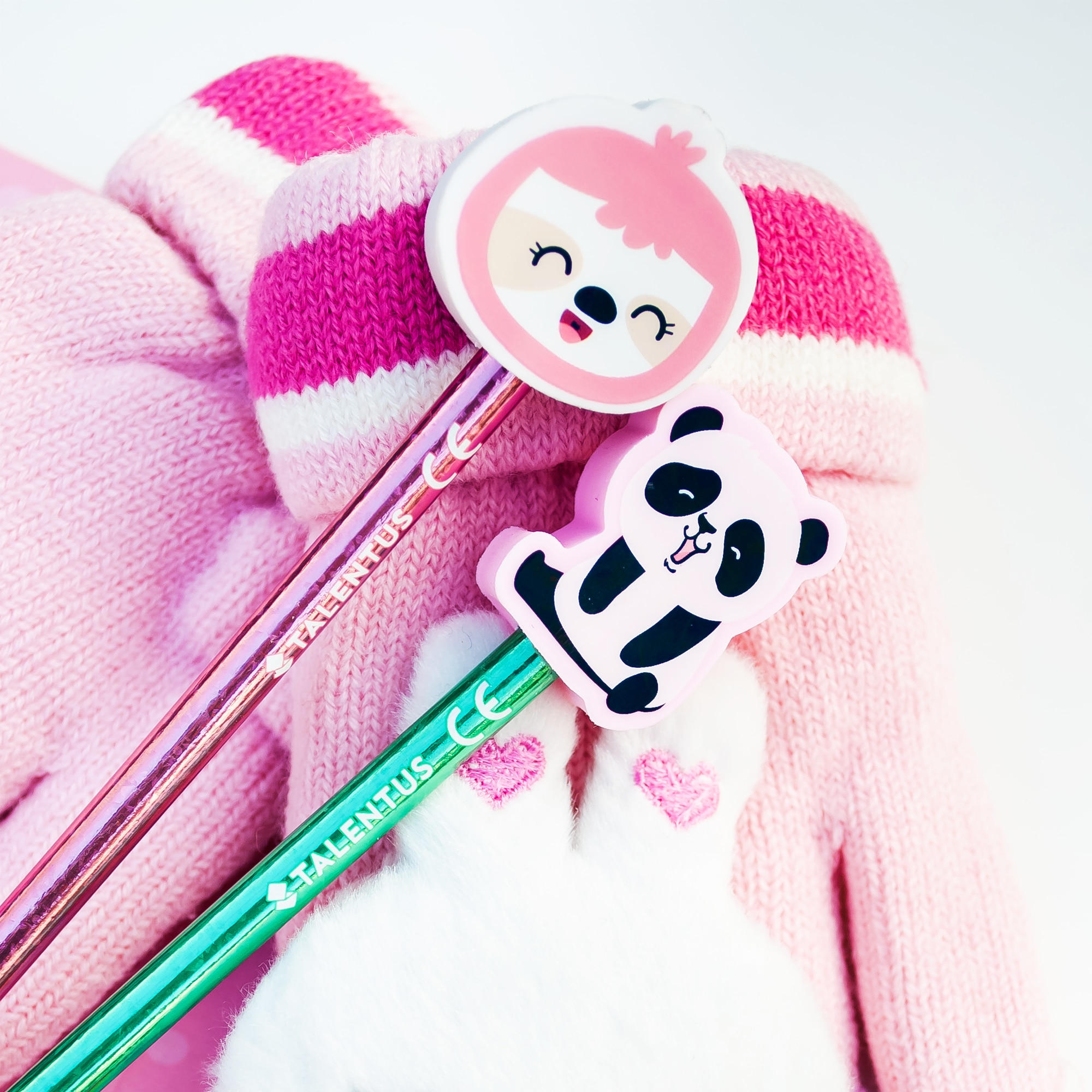 Pachet Kawaii Copii Craciun 4 piese -Iepuras roz, Portofel LOL ...