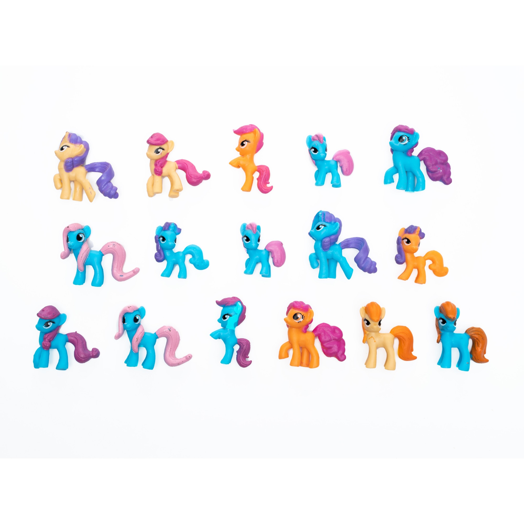 Set 16 Figurine Ponei, Tnagora®, 4 cm Figurina - eMAG.ro