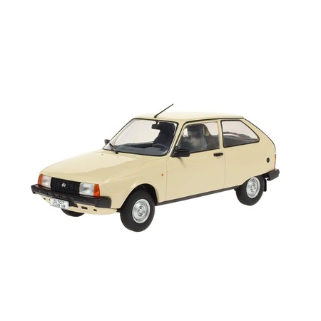 Macheta auto Oltcit Club 11R, 1982, 1:24, Ixo - eMAG.ro