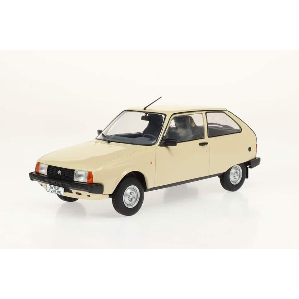 Macheta auto Oltcit Club 11R, 1982, 1:24, Ixo - eMAG.ro