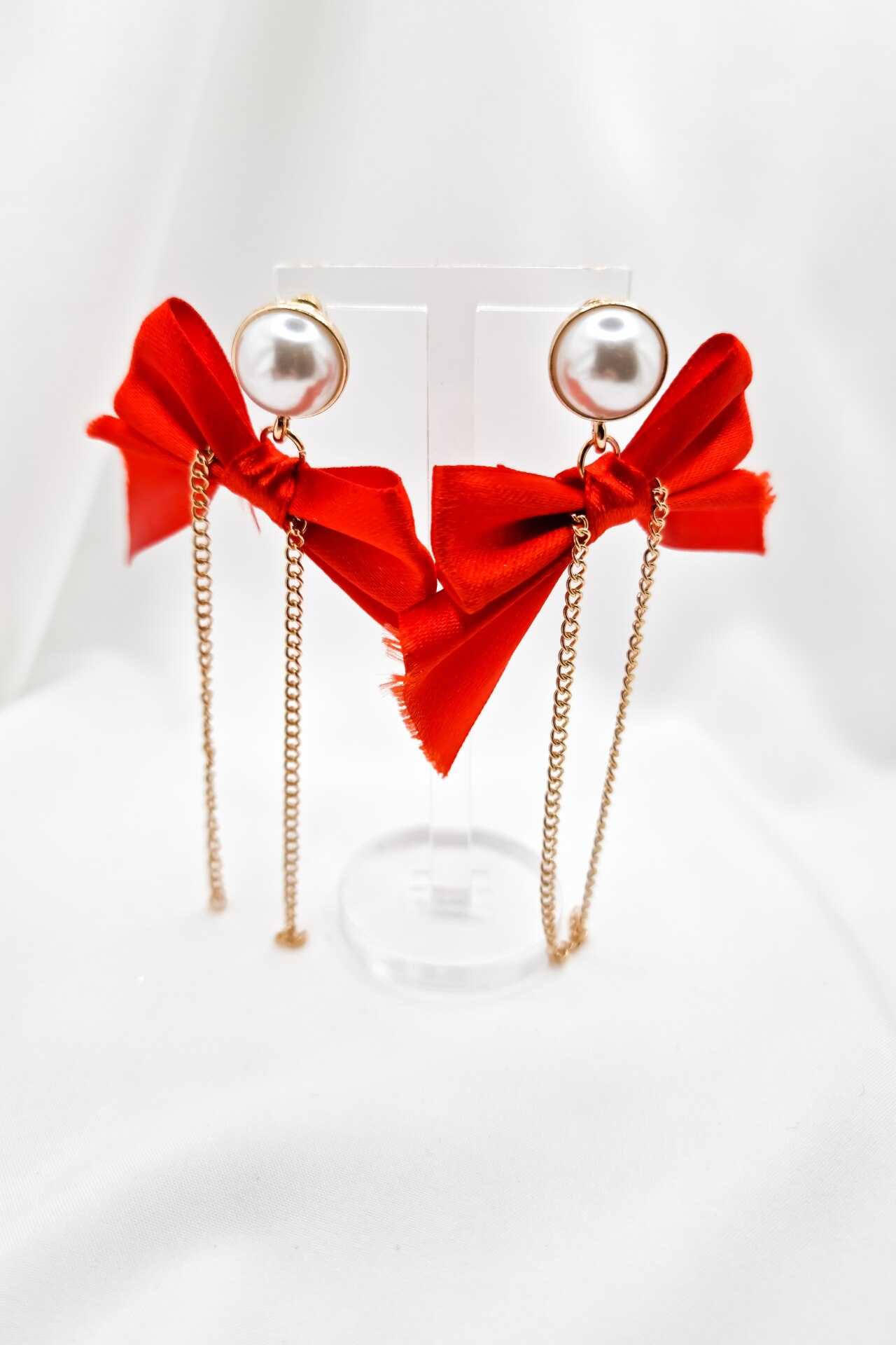 Cercei Drop ”Be unforgettable”, rosii, in forma de fundita, decorati cu ...