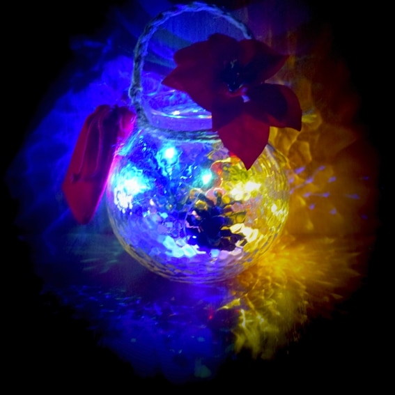 Decoratiune Craciun cu flori, brad, globuri si luminite 10cm/14cm - eMAG.ro