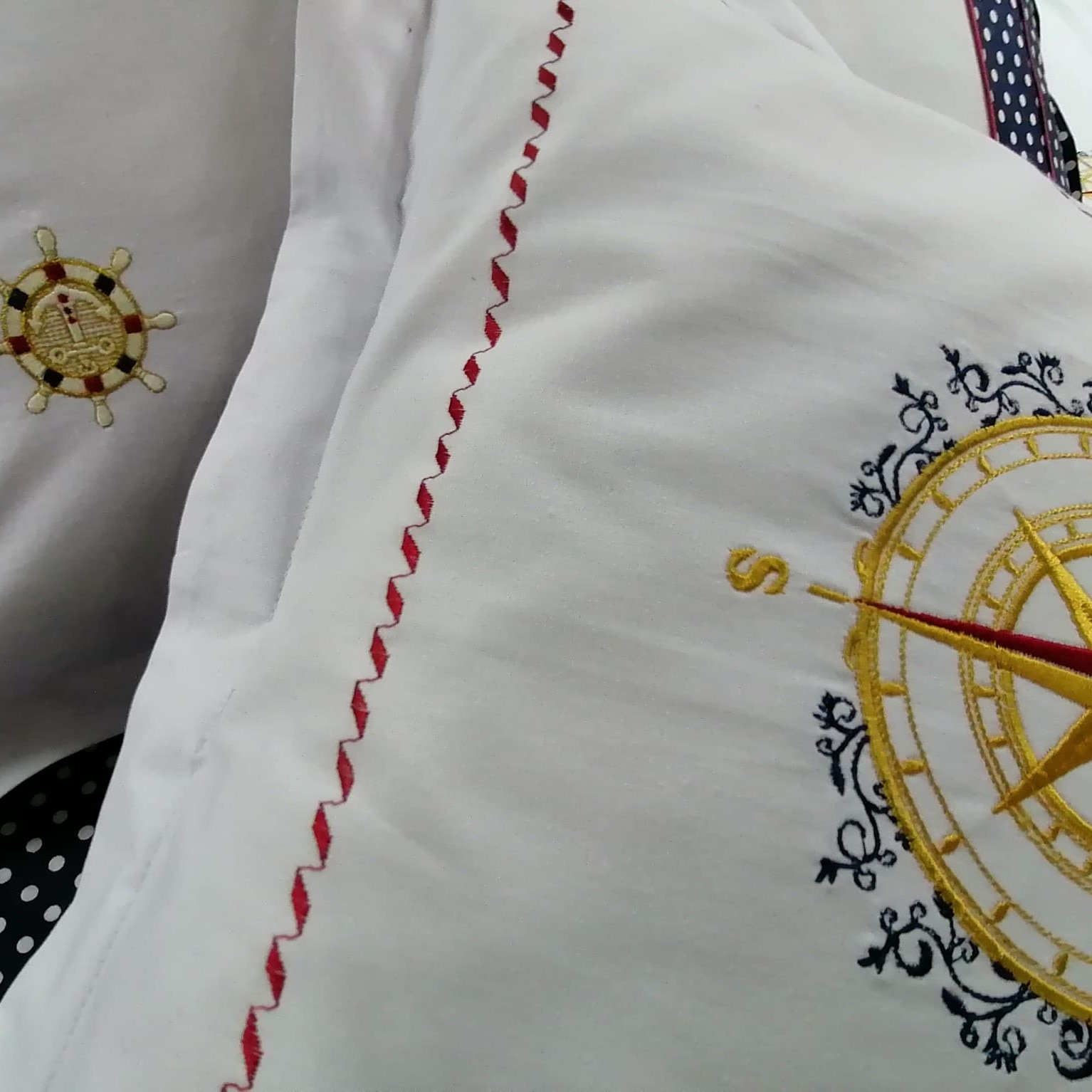 Set 2 Fete perna brodate 80 x 80 cm, Casa Bucuriei, model Navy, alb ...