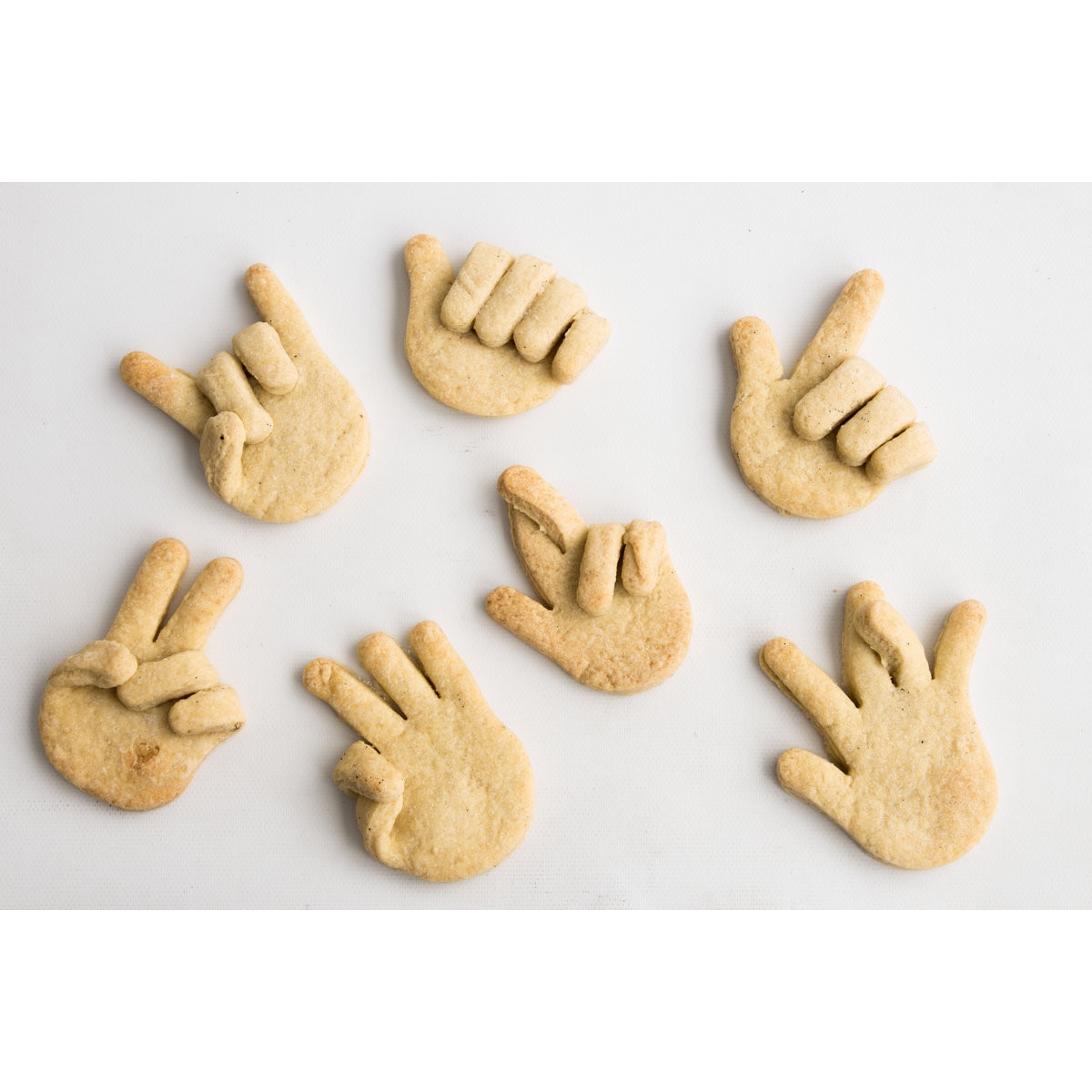 Forma pentru biscuiti, Hand Cookie Cutter, plastic, rosu, 11 x 9 x 1,4 ...