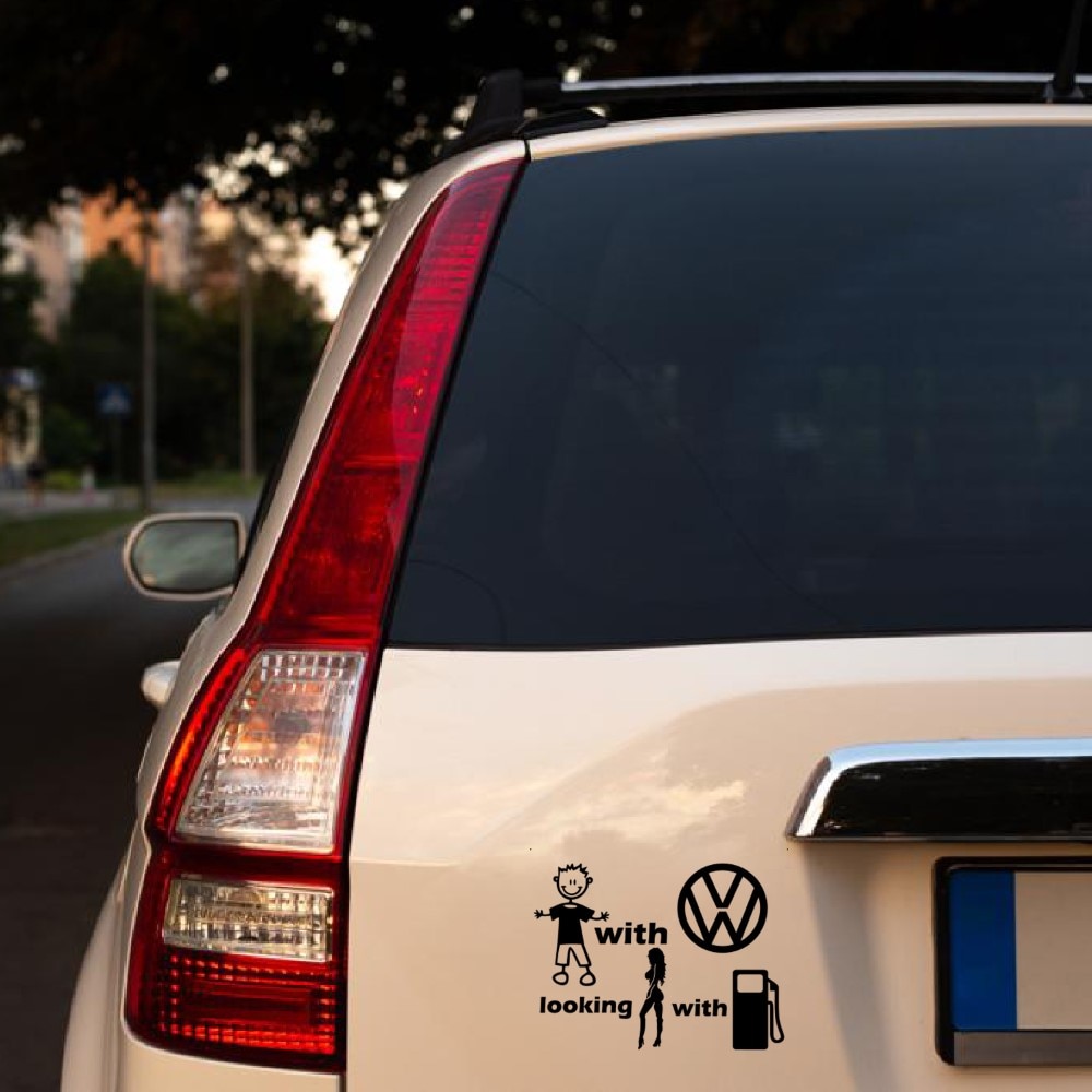 Sticker decorativ perete, auto si geam, Baiat cu masina caut fata cu ...