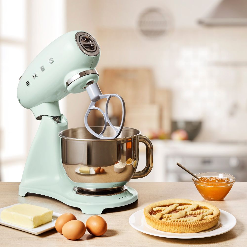 Планетарен миксер Smeg SMF03PGEU, 50's Style, 800 W, 4.8 л купа, 10 ...