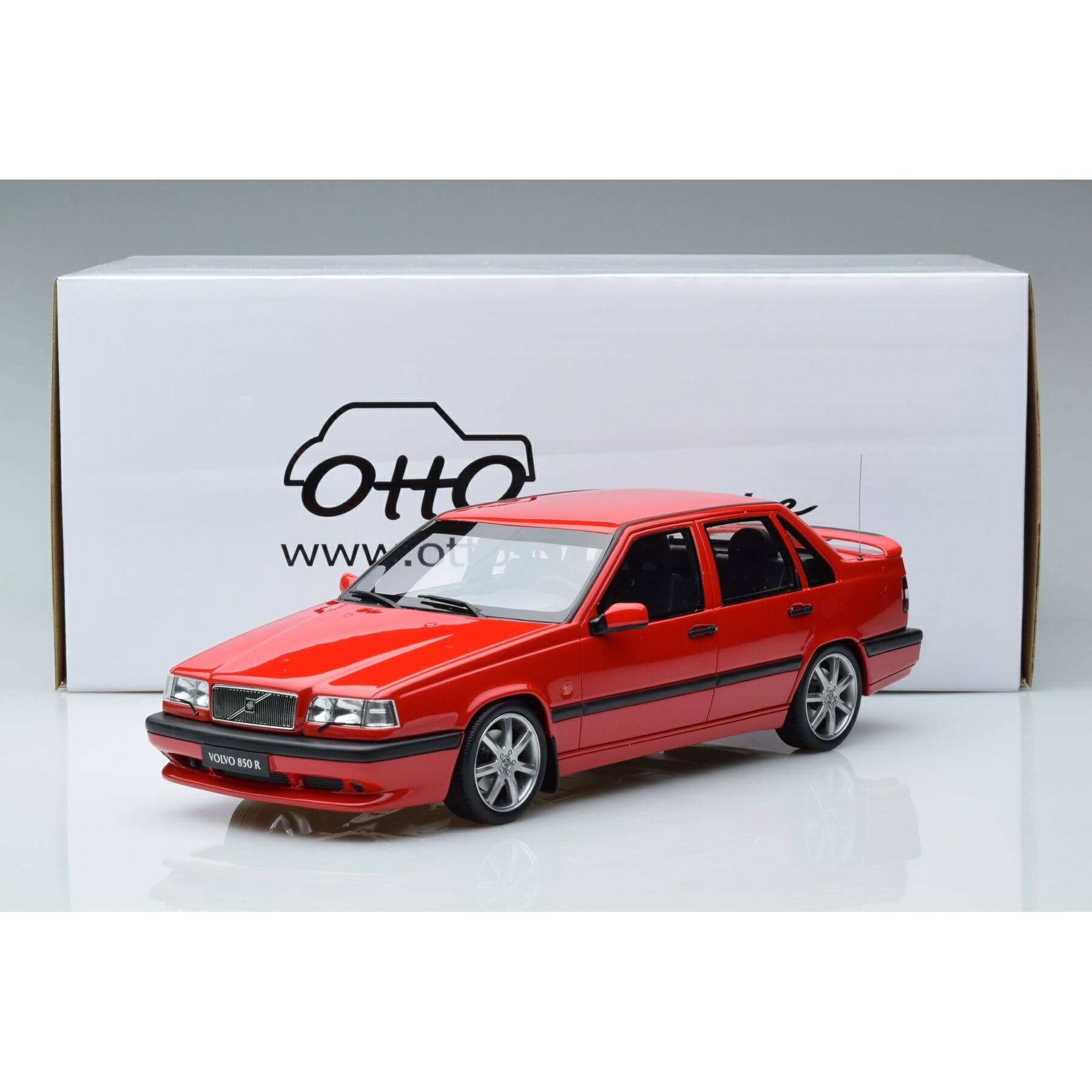 Macheta auto, OTTOMOBILE, Volvo 850 R Sedan, Metal, Rosu - eMAG.ro