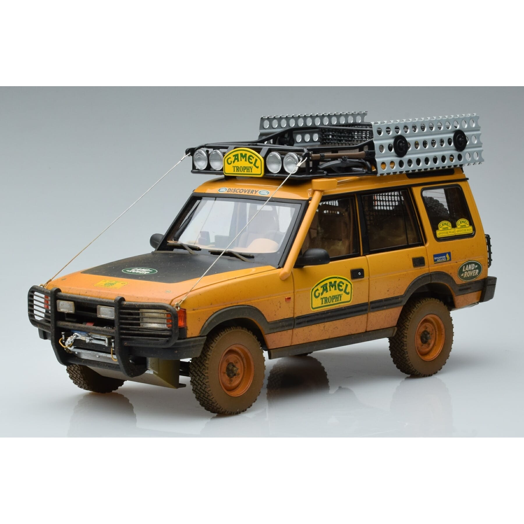 Модел на кола ALMOST REAL Land Rover Discovery Rally Camel Trophy ...